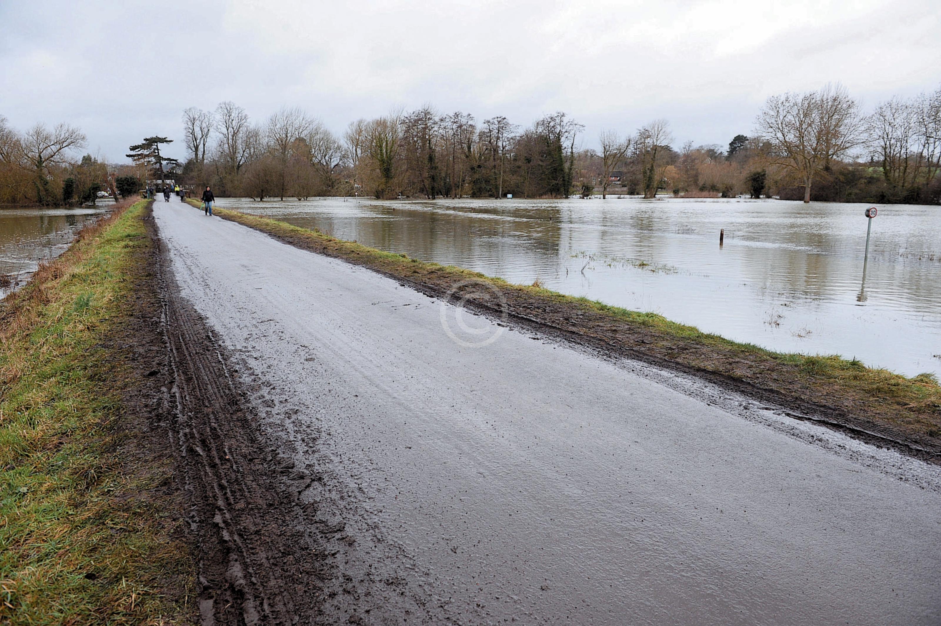 COOKHAM 119003 - Photo 1 of 8 - Baylis Media Photos