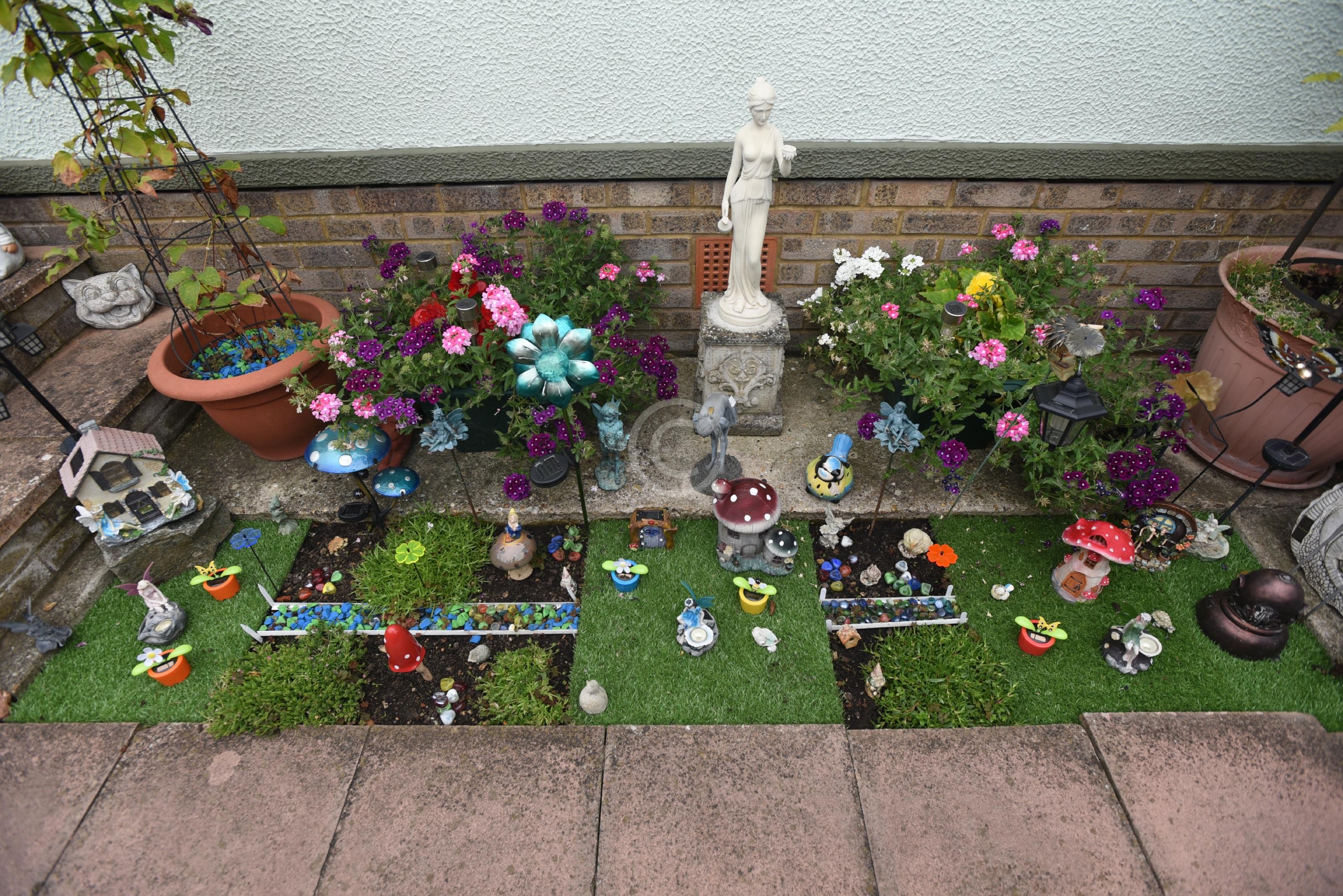 COOKHAM 130213 - Photo 1 of 17 - Baylis Media Photos