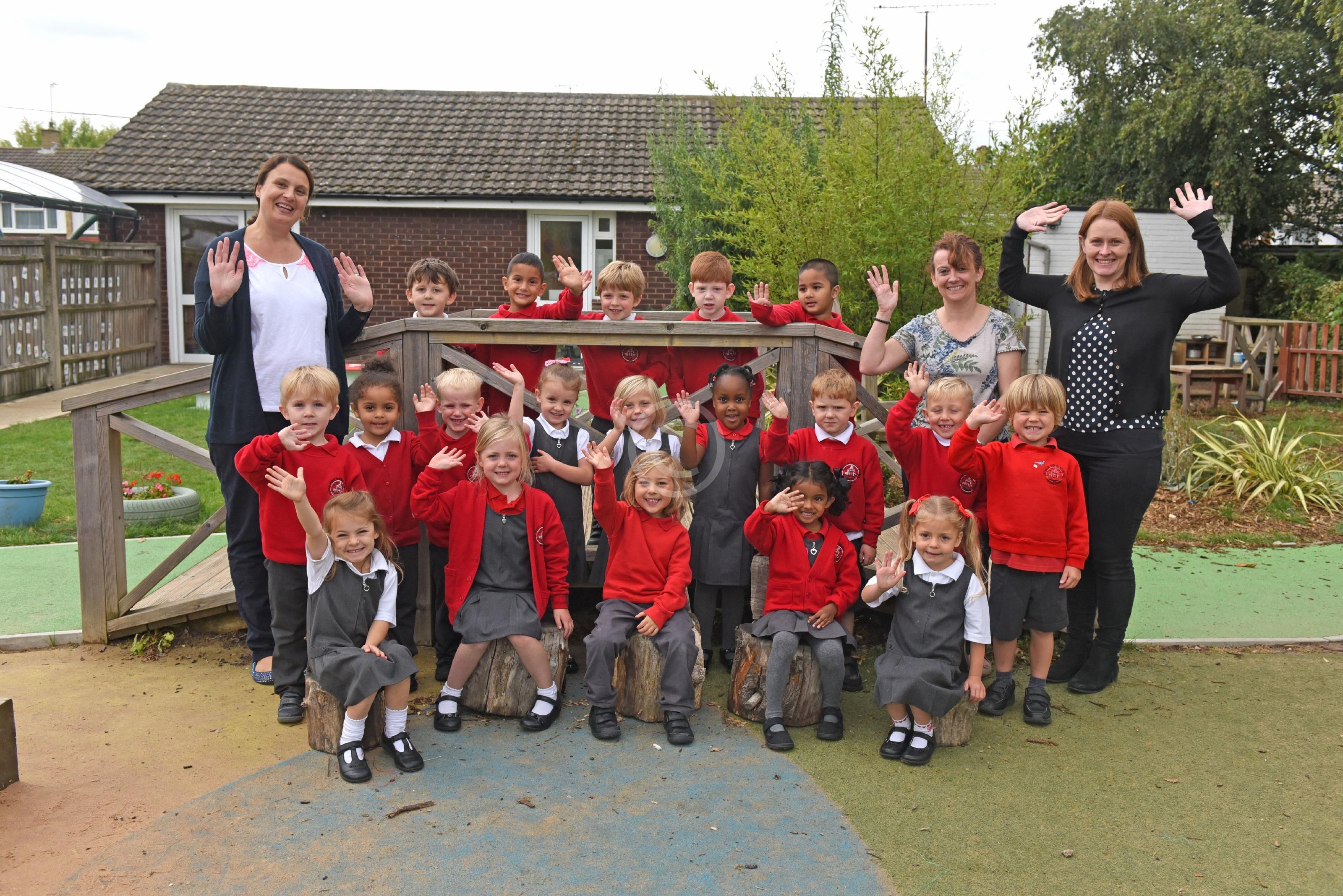 FIRST CLASS 130299 - Photo 1 of 4 - Baylis Media Photos