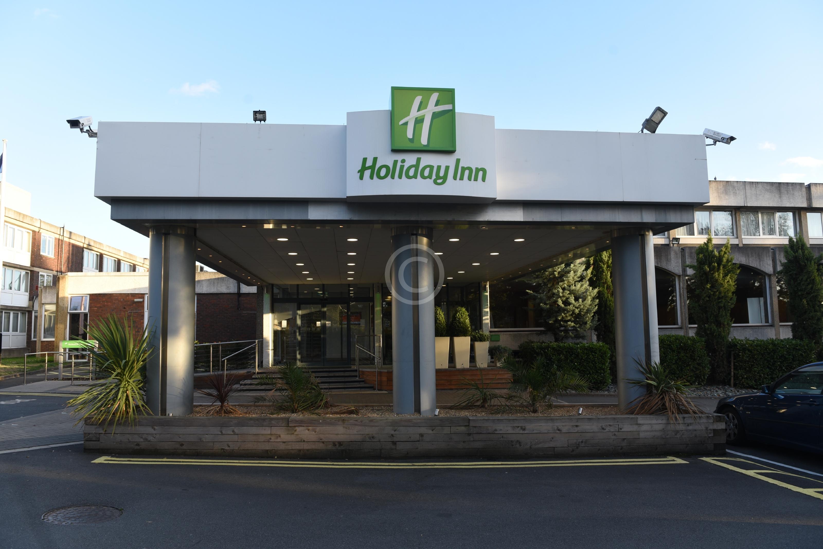 BUSINESS 130372 - Photo 1 of 178 - Baylis Media Photos