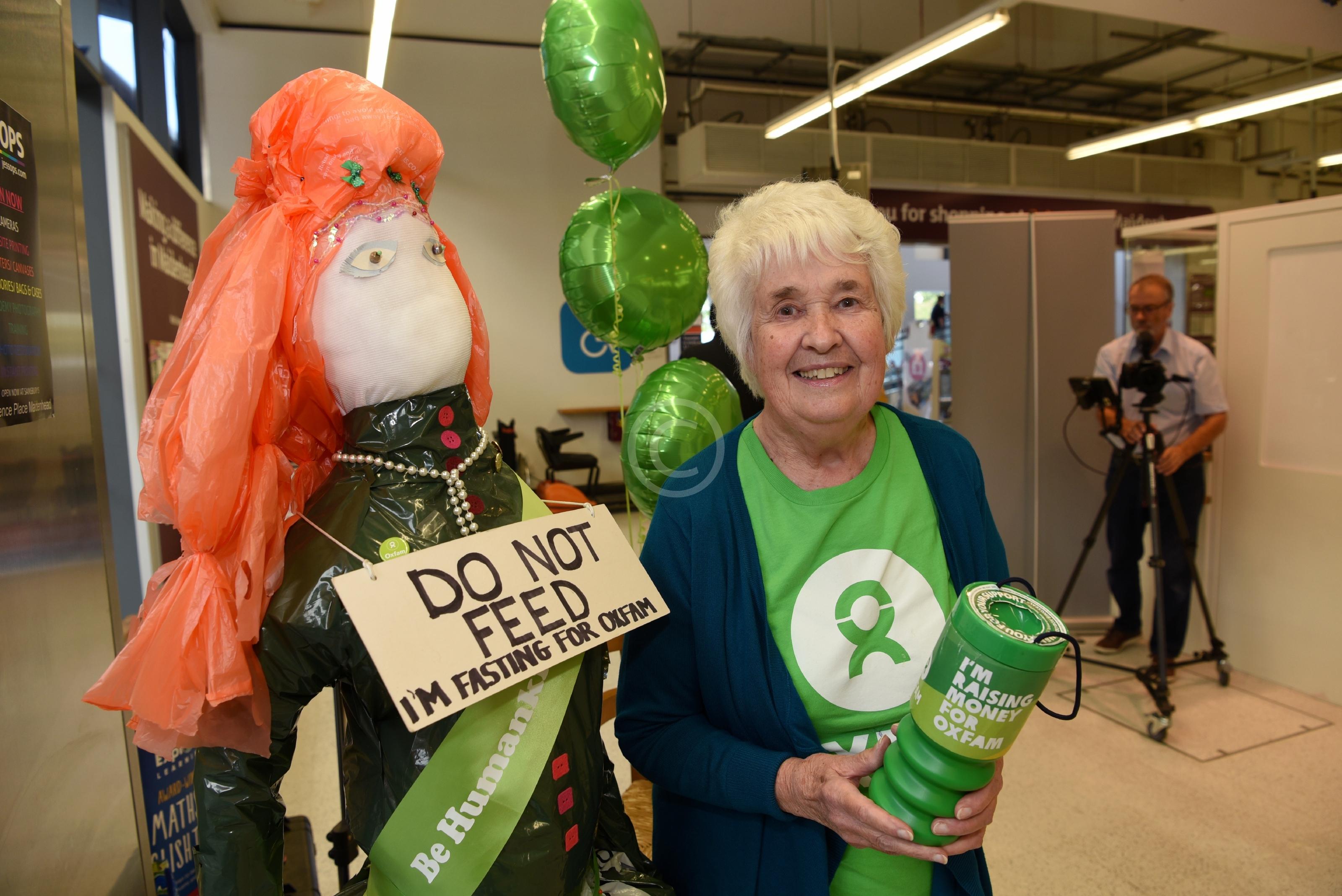 MAIDENHEAD 130475 - Photo 1 of 4 - Baylis Media Photos