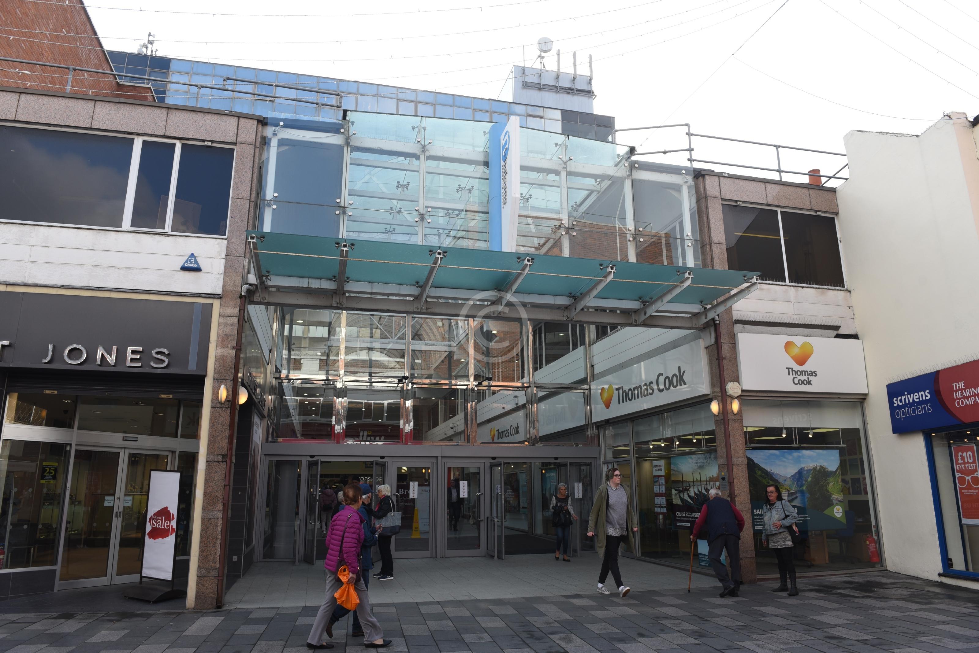 MAIDENHEAD 130482 - Photo 1 of 36 - Baylis Media Photos