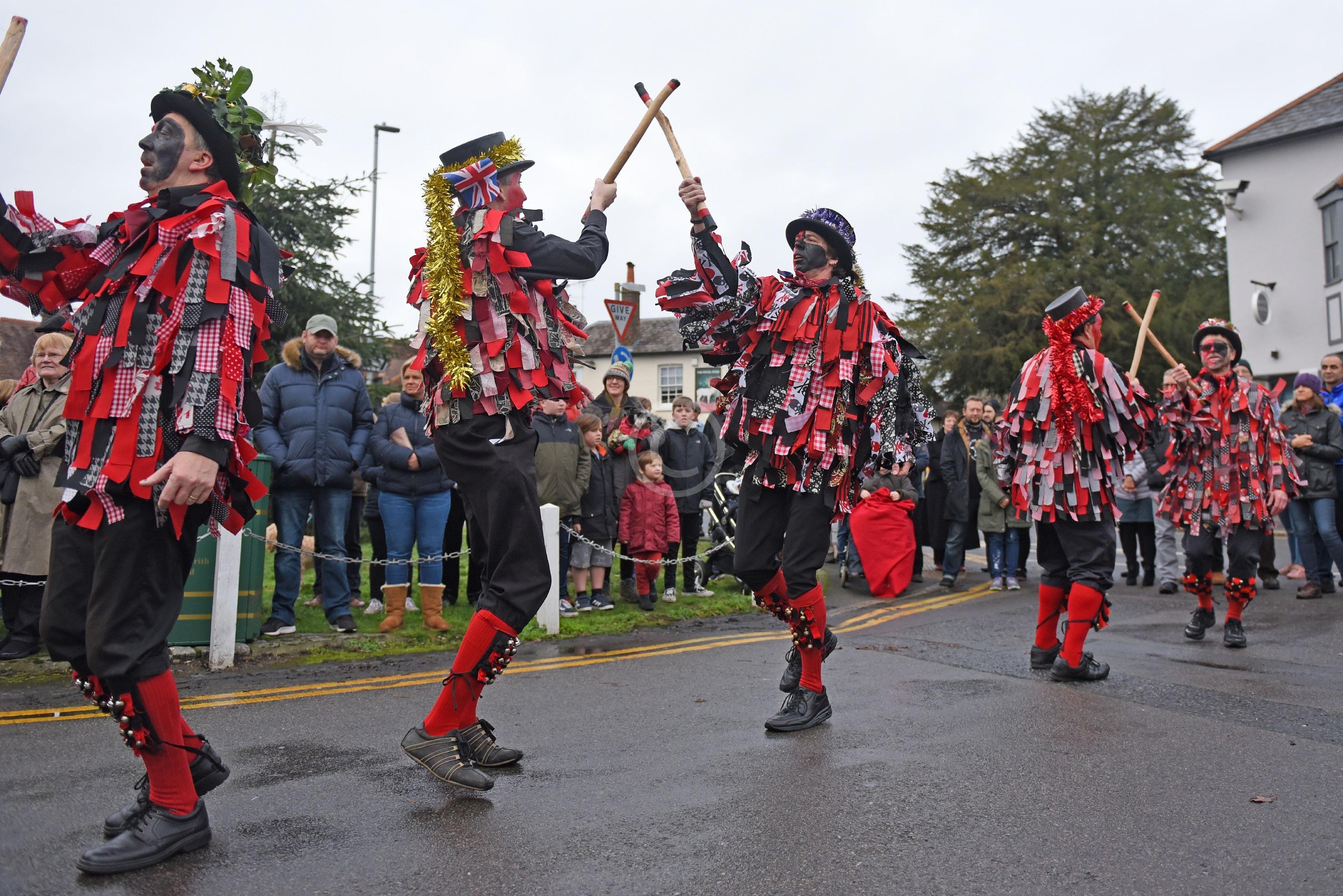 DATCHET 130780 - Photo 1 of 12 - Baylis Media Photos