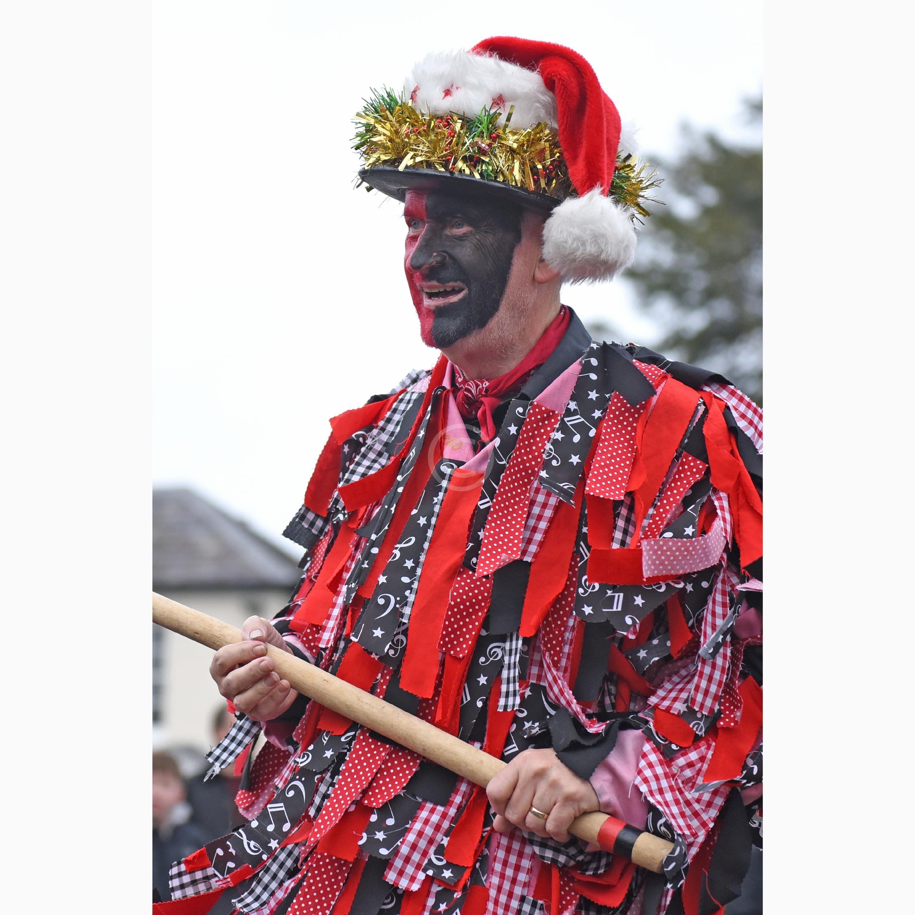 DATCHET 130780 - Photo 1 of 12 - Baylis Media Photos