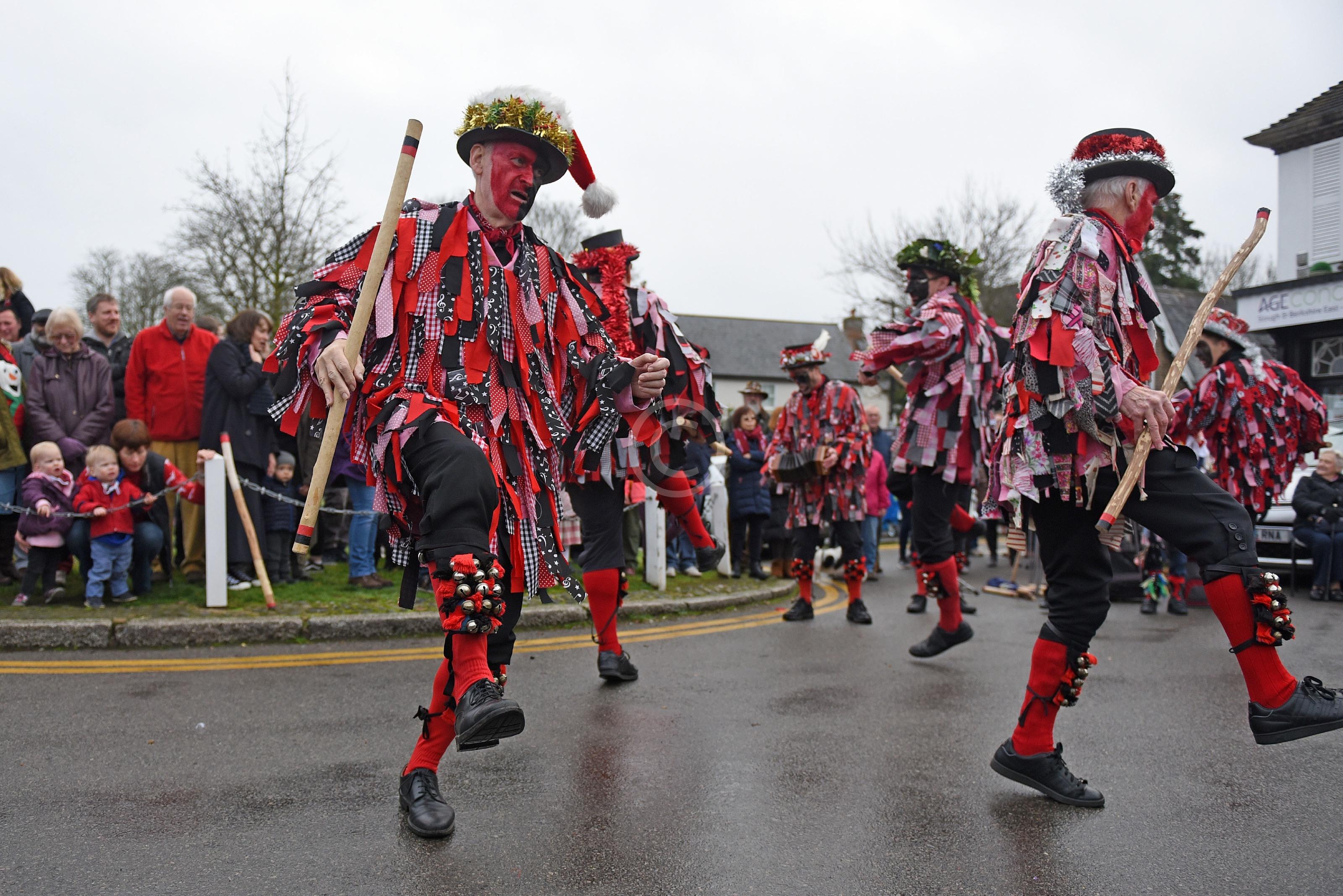 DATCHET 130780 - Photo 1 of 12 - Baylis Media Photos