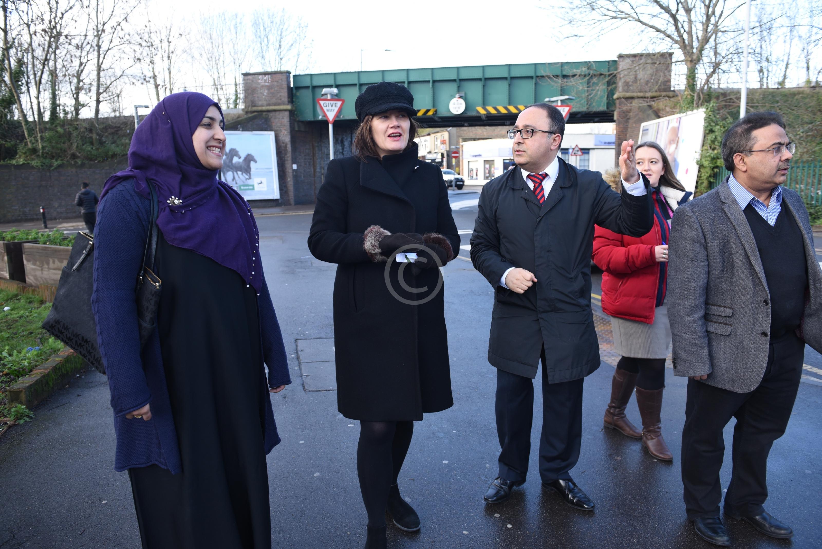 CHALVEY 130860 - Photo 3 of 29 - Baylis Media Photos