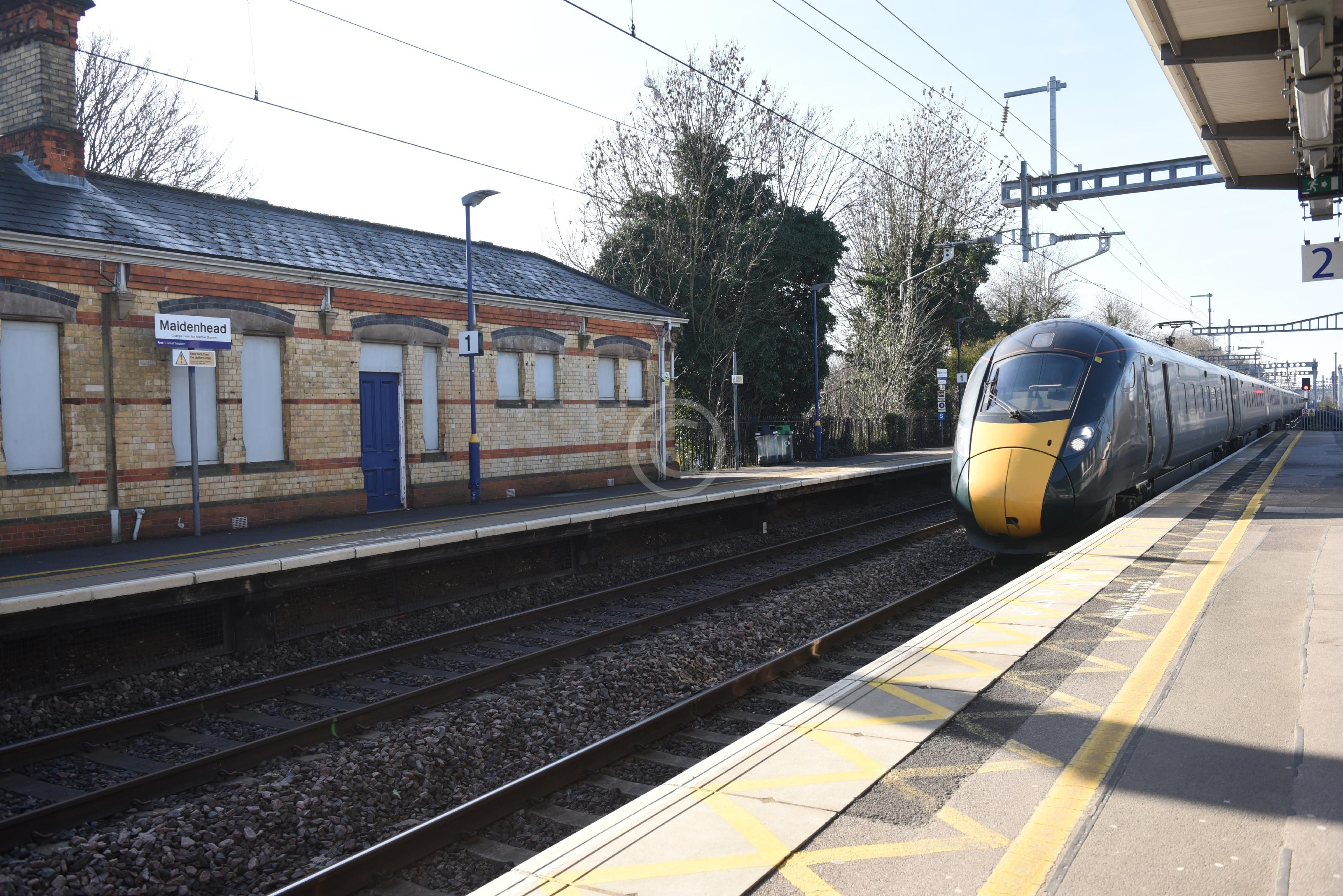 MAIDENHEAD 130925 - Photo 1 of 18 - Baylis Media Photos