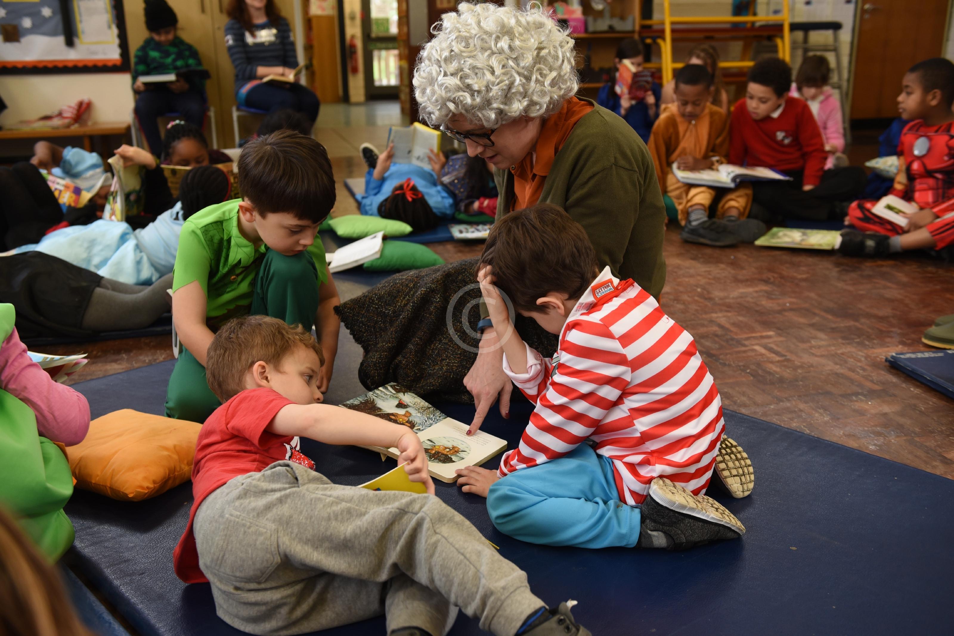 WINDSOR 131021 - Photo 1 of 34 - Baylis Media Photos