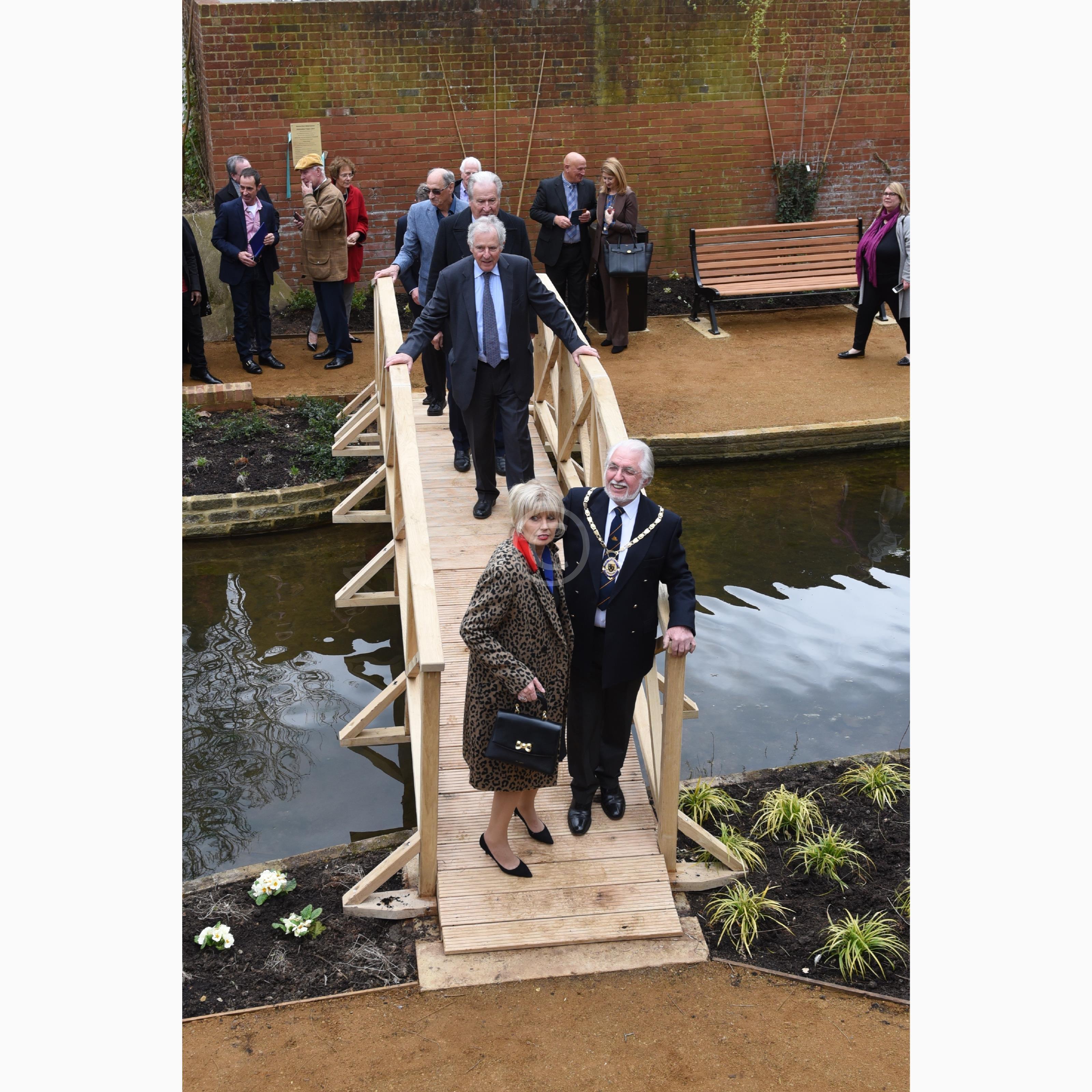 ETON 131071 - Photo 1 of 26 - Baylis Media Photos