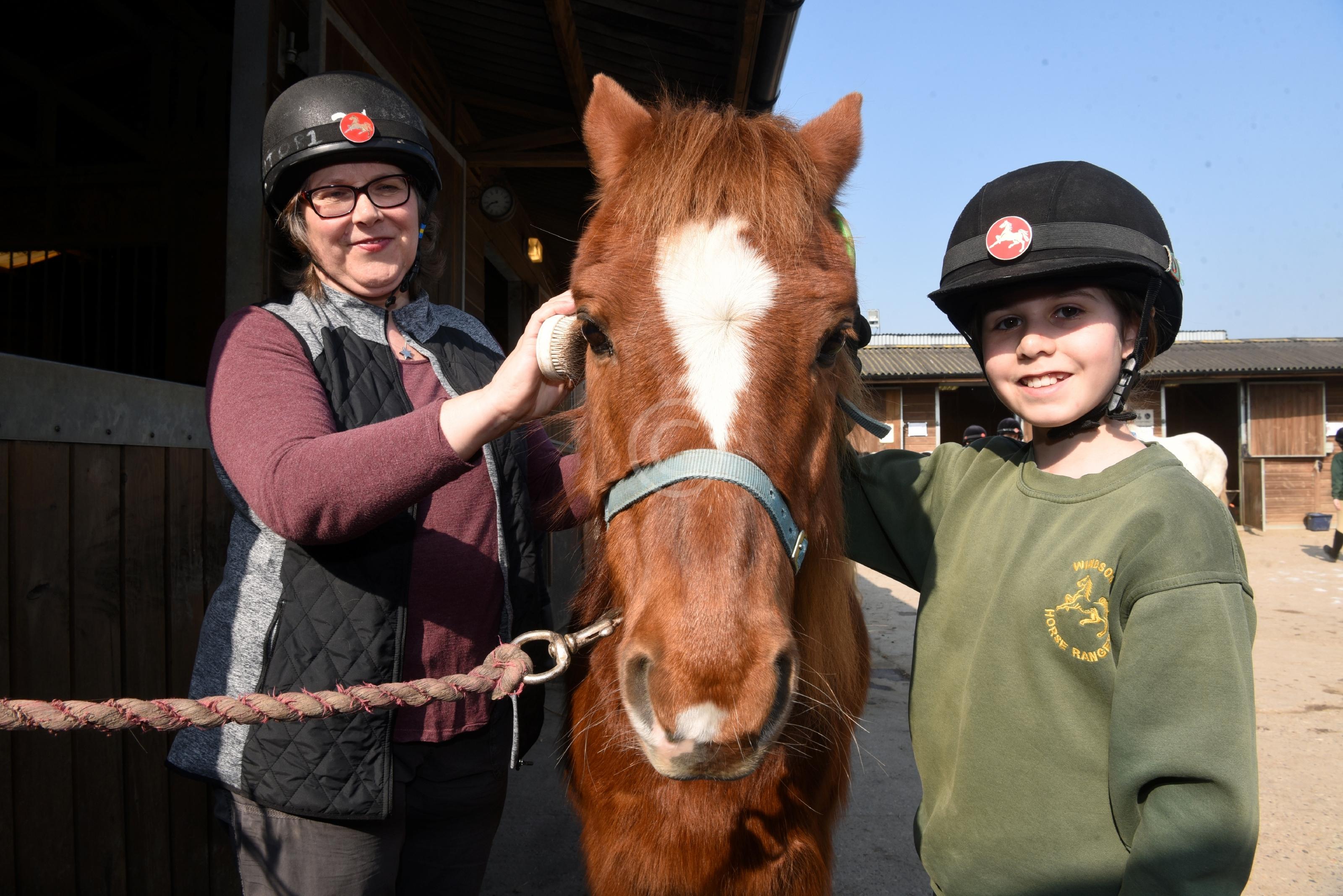 FIFIELD 131122 - Photo 1 of 9 - Baylis Media Photos