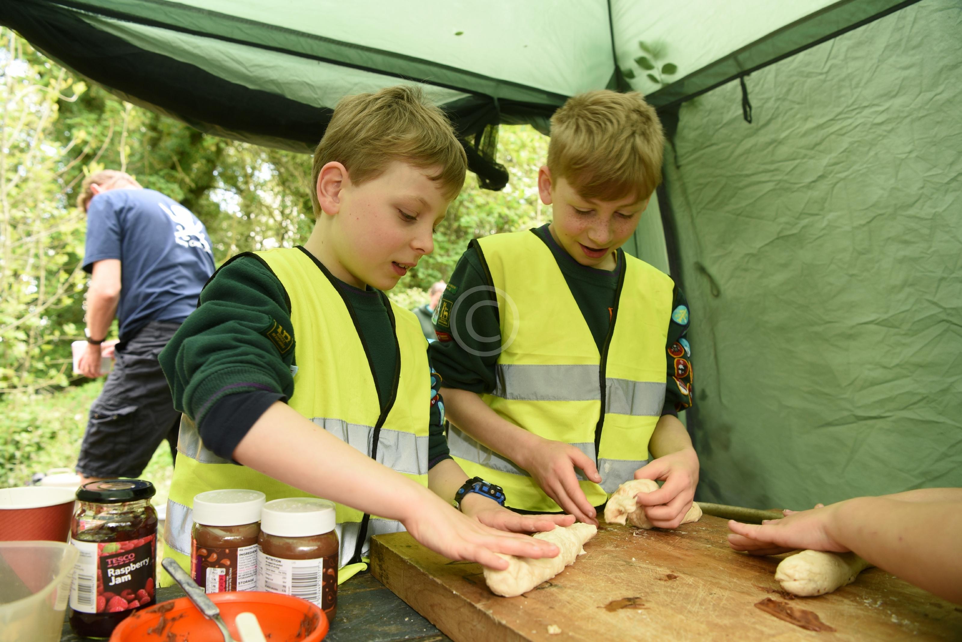 COOKHAM DEAN 131274 - Photo 2 of 3 - Baylis Media Photos