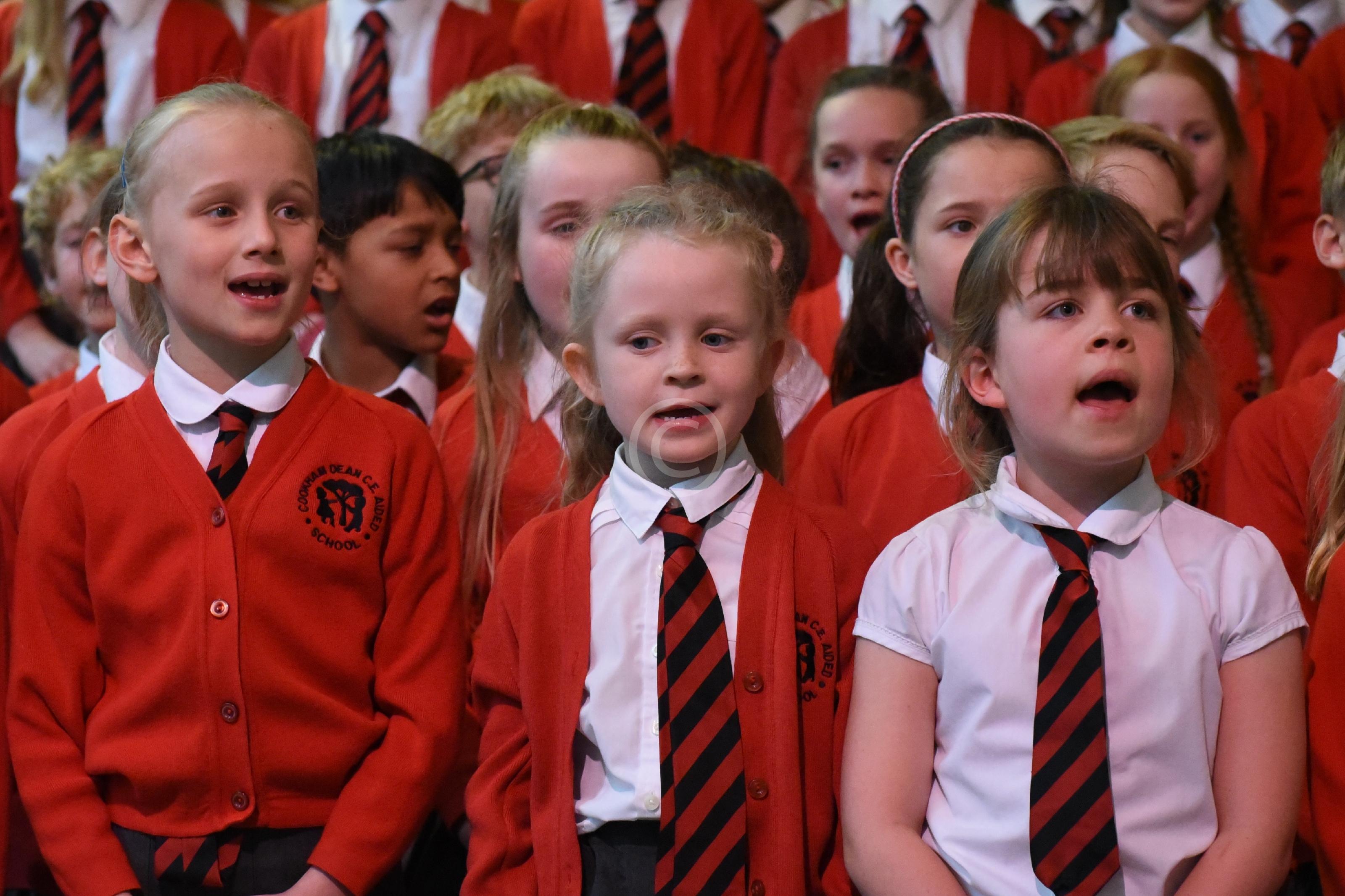 TAPLOW 131269 - Photo 1 of 34 - Baylis Media Photos