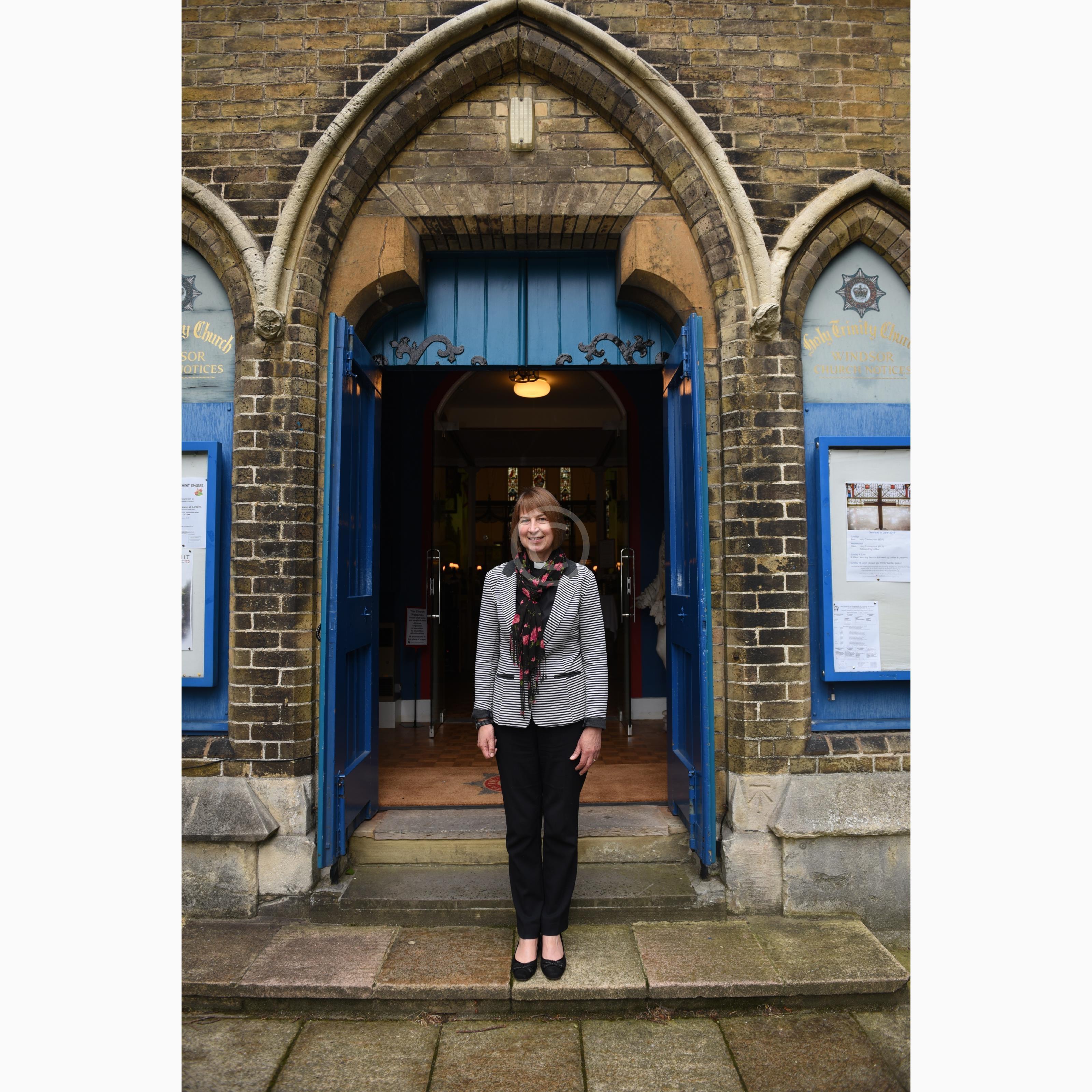 WINDSOR 131410 - Photo 1 of 15 - Baylis Media Photos