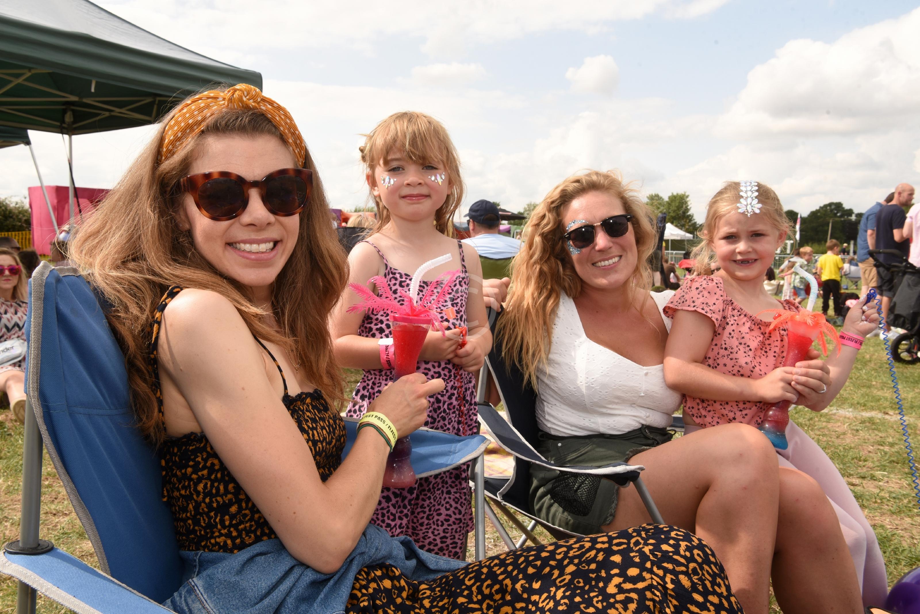 FIFIELD 131570 - Photo 1 of 20 - Baylis Media Photos