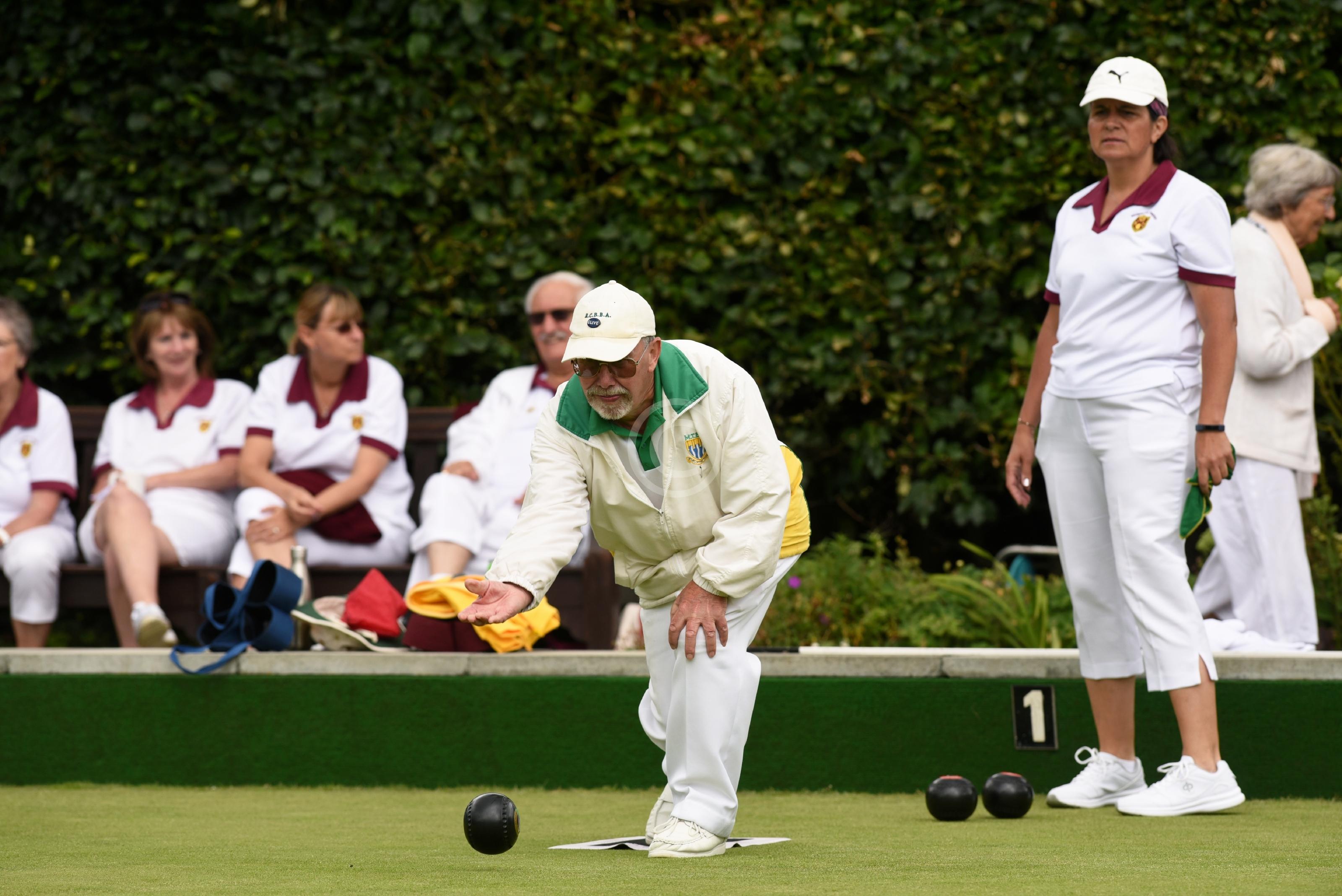 BOWLS 131572 - Photo 1 of 10 - Baylis Media Photos