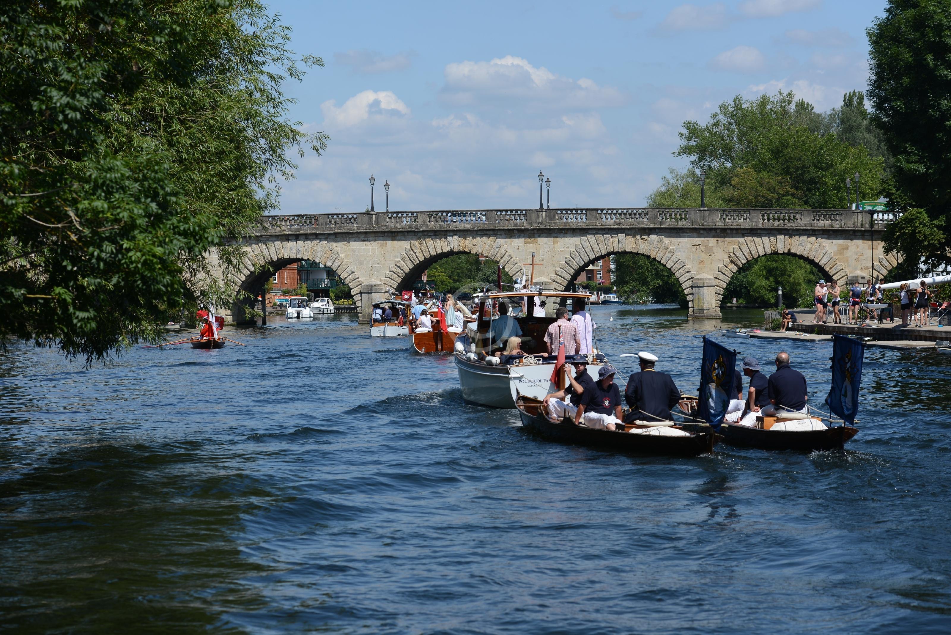 SWAN UPPING 131579 - Photo 1 of 113 - Baylis Media Photos