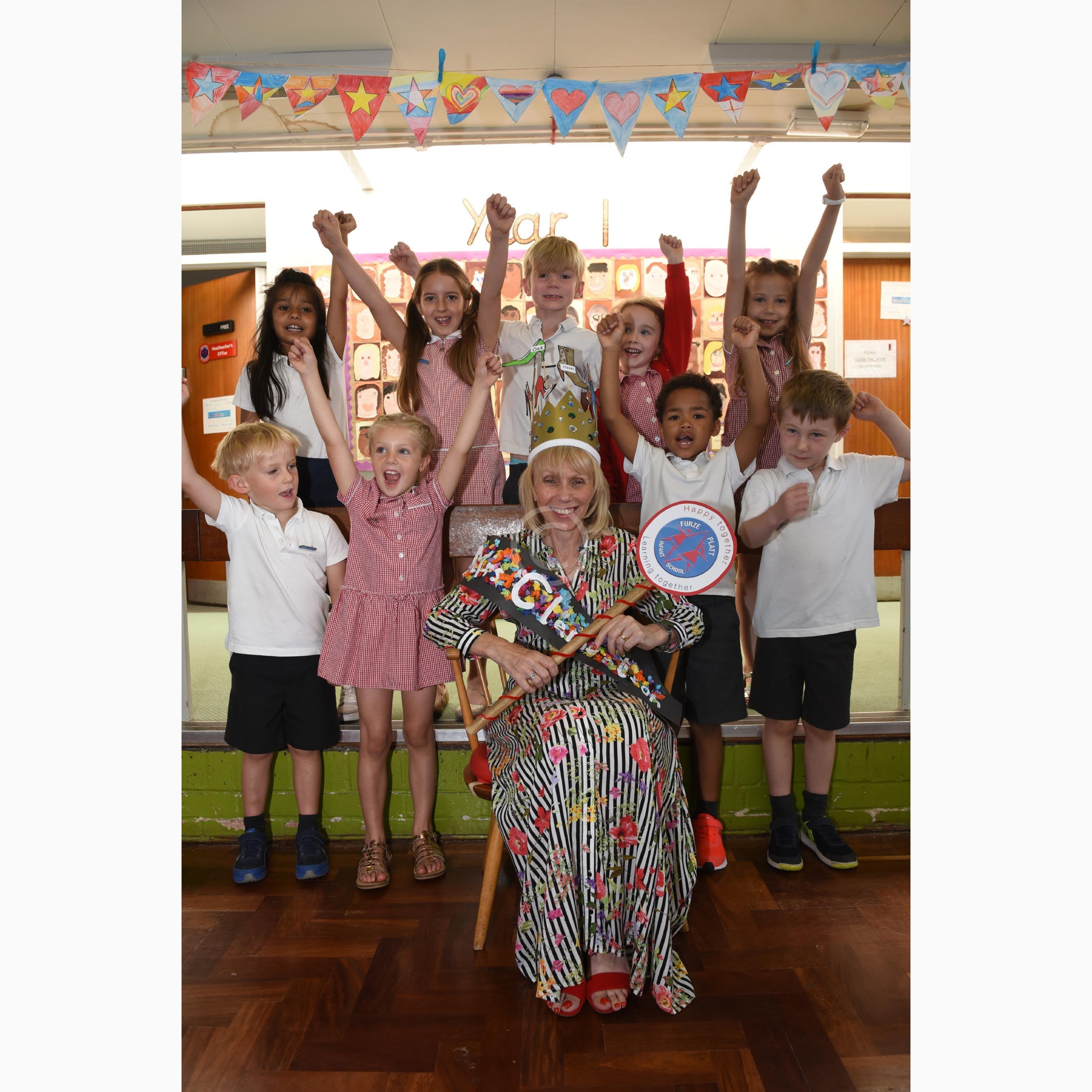 MAIDENHEAD 131581 - Photo 1 of 9 - Baylis Media Photos