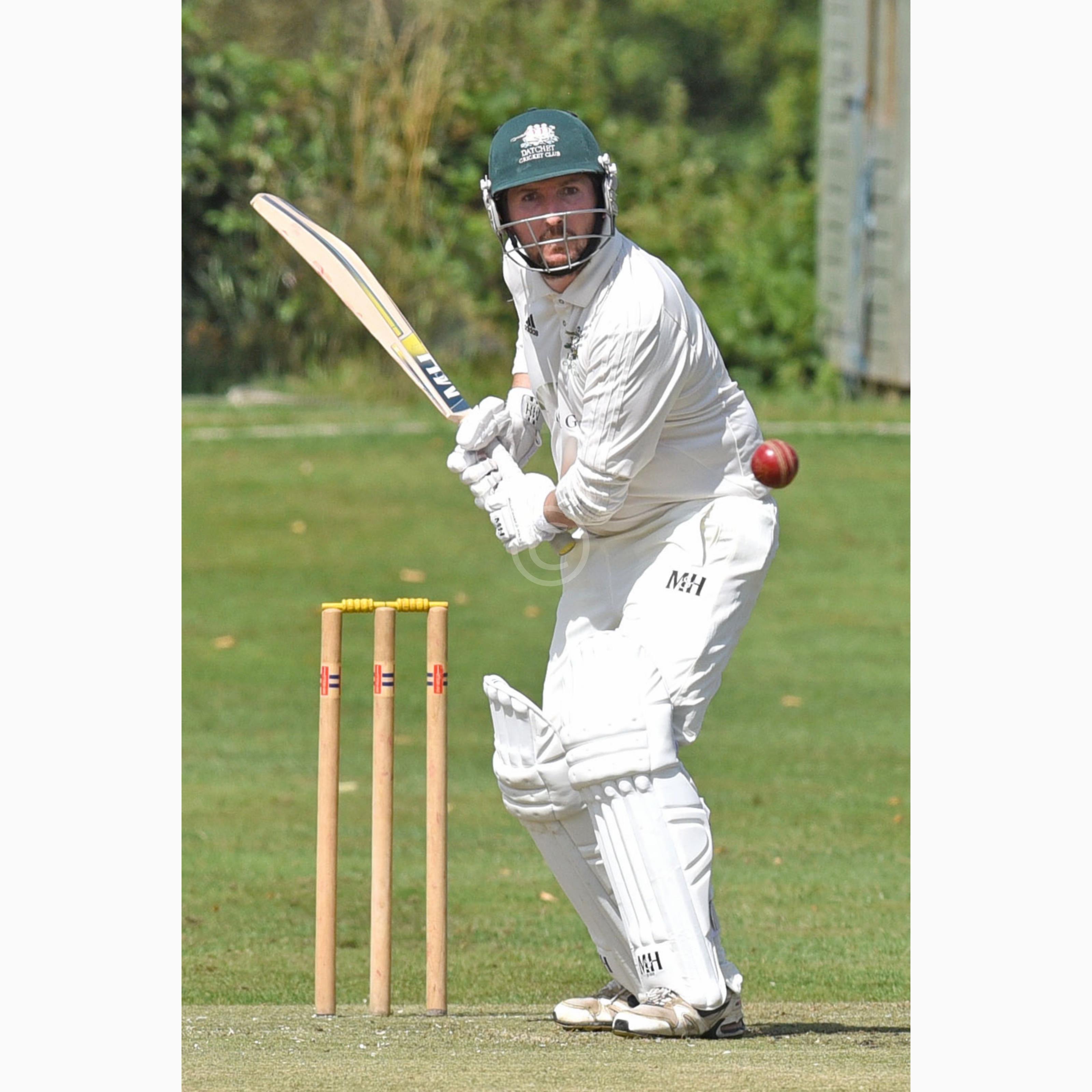 DATCHET 131594 - Photo 1 of 8 - Baylis Media Photos