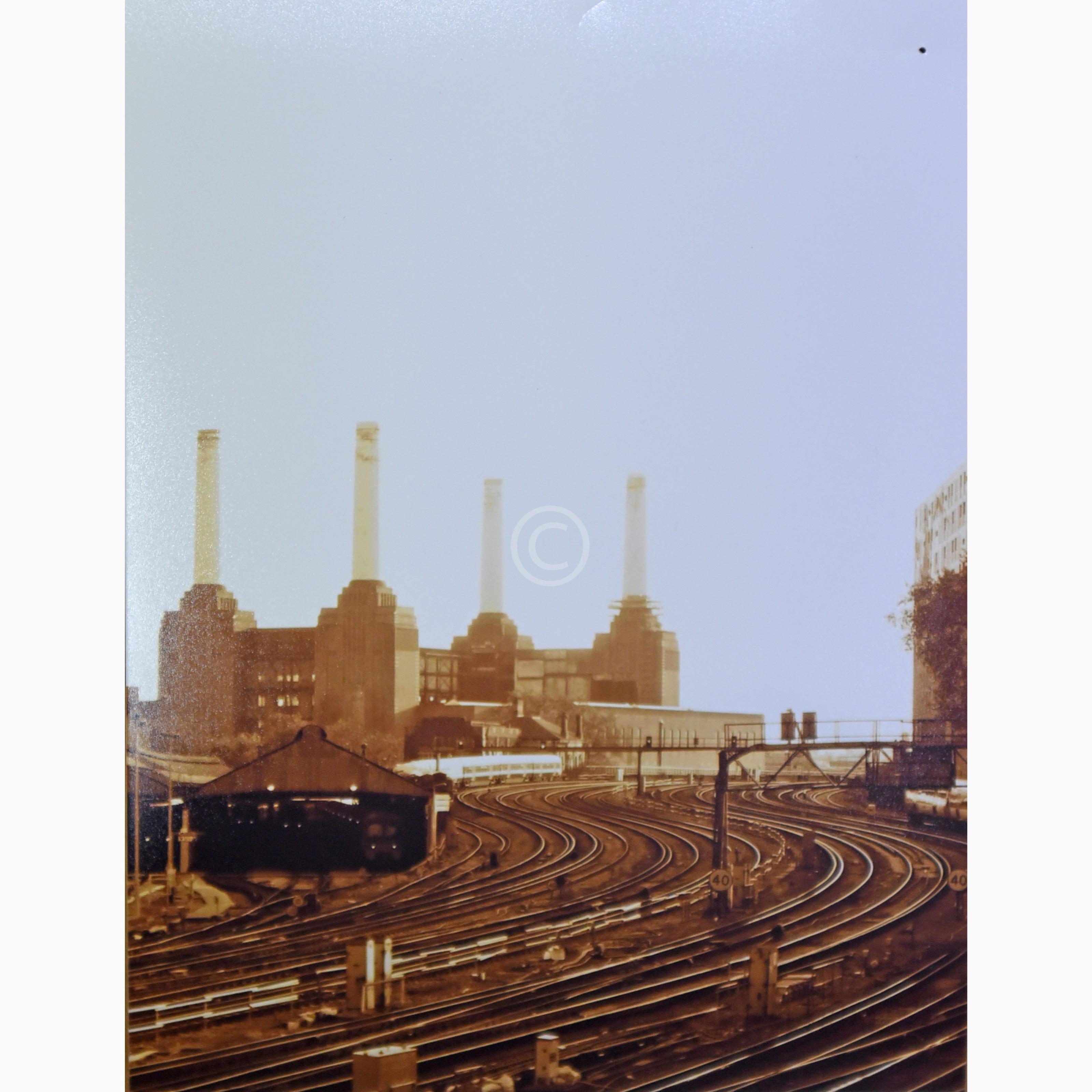 WINDSOR 131591 - Photo 1 of 18 - Baylis Media Photos