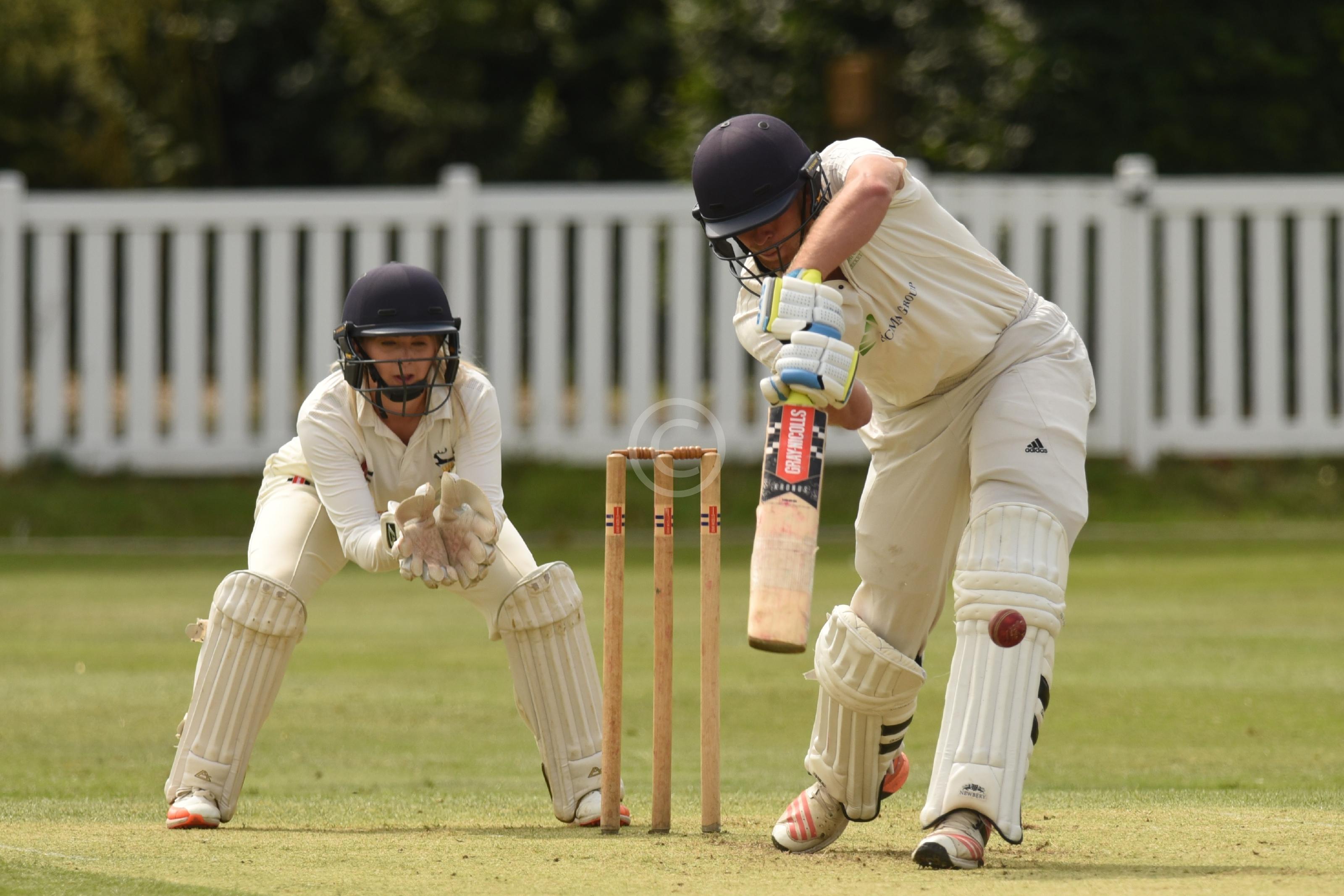 CRICKET 131654 - Photo 1 of 21 - Baylis Media Photos