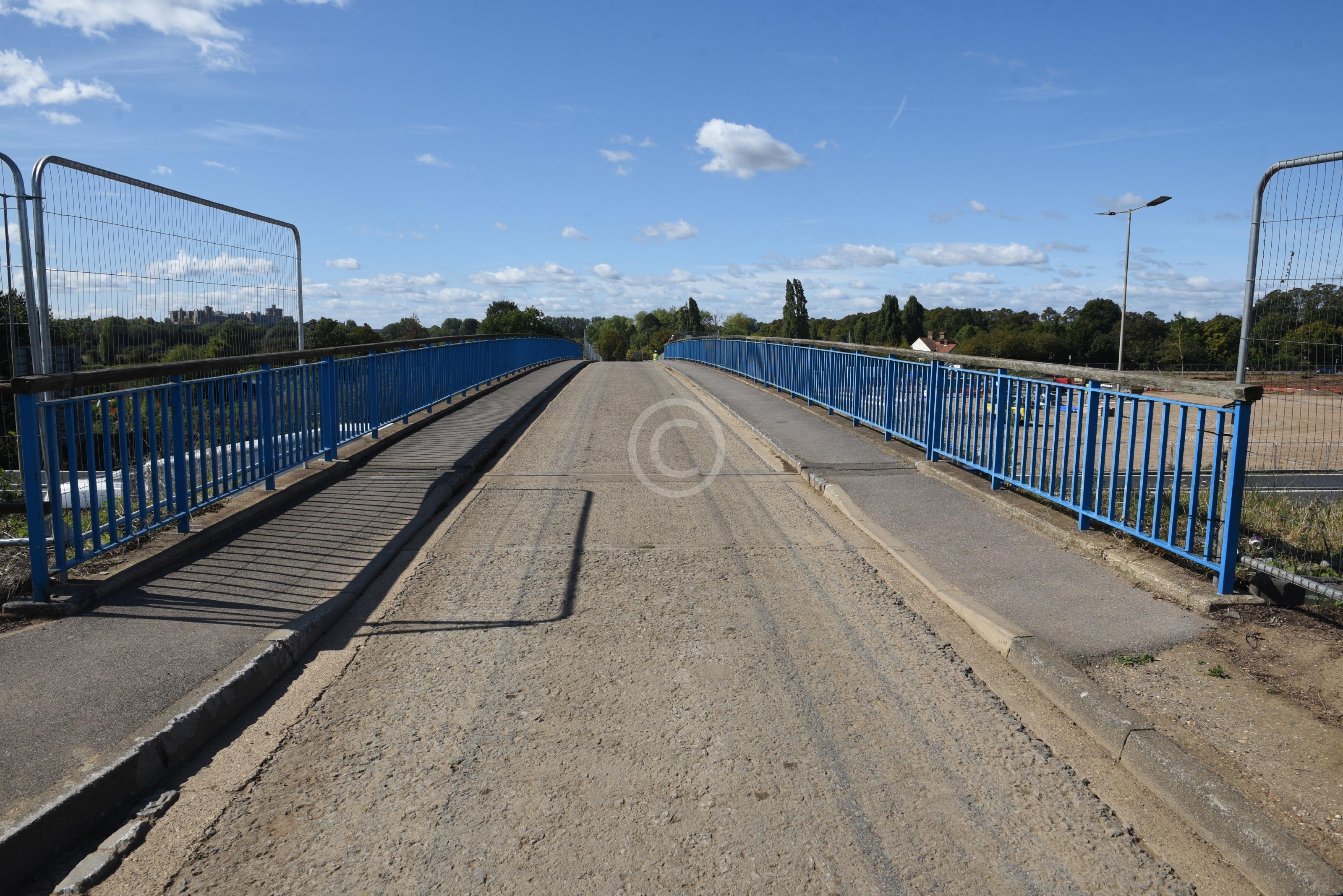 SLOUGH 131805 - Photo 1 of 36 - Baylis Media Photos