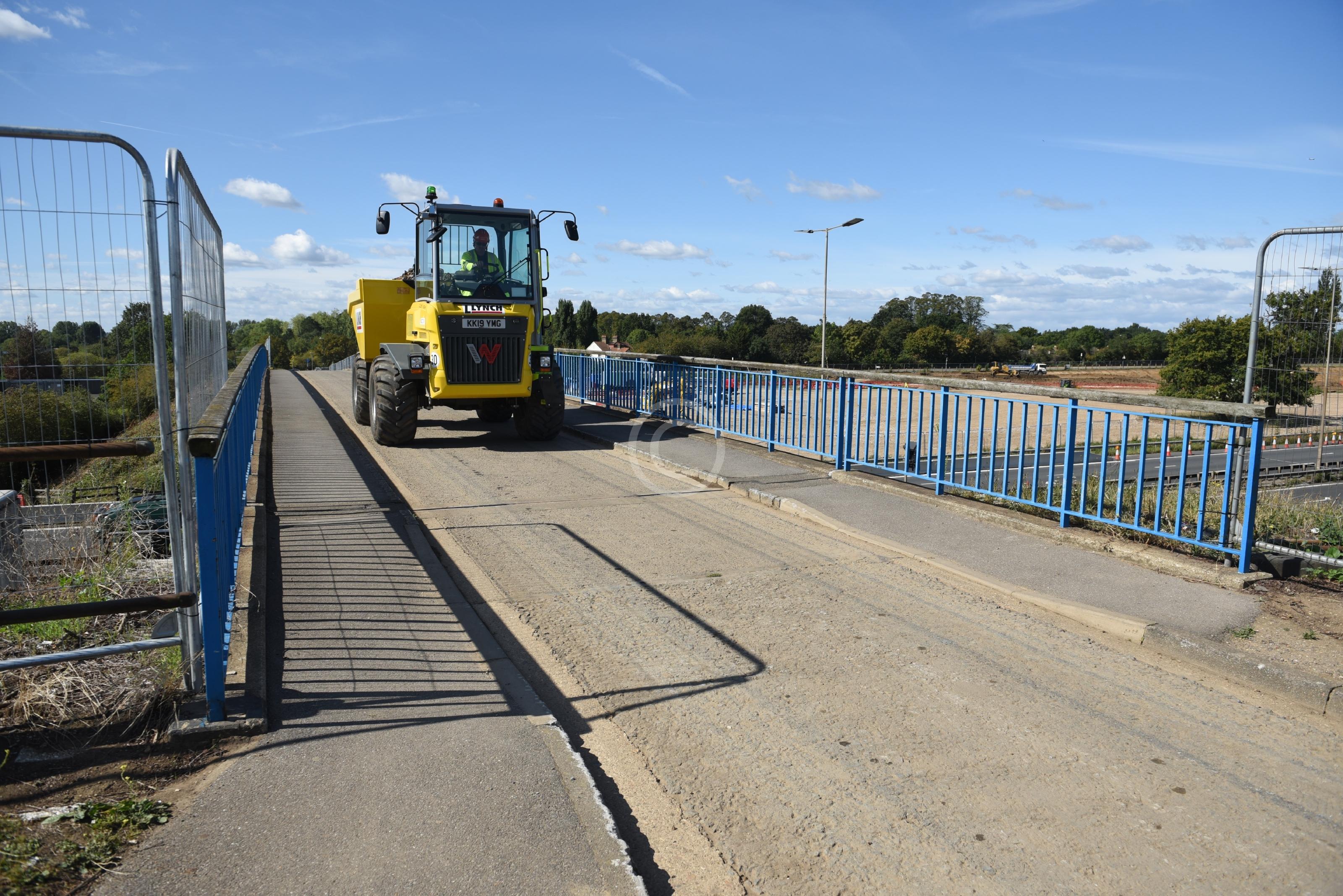 SLOUGH 131805 - Photo 1 of 36 - Baylis Media Photos