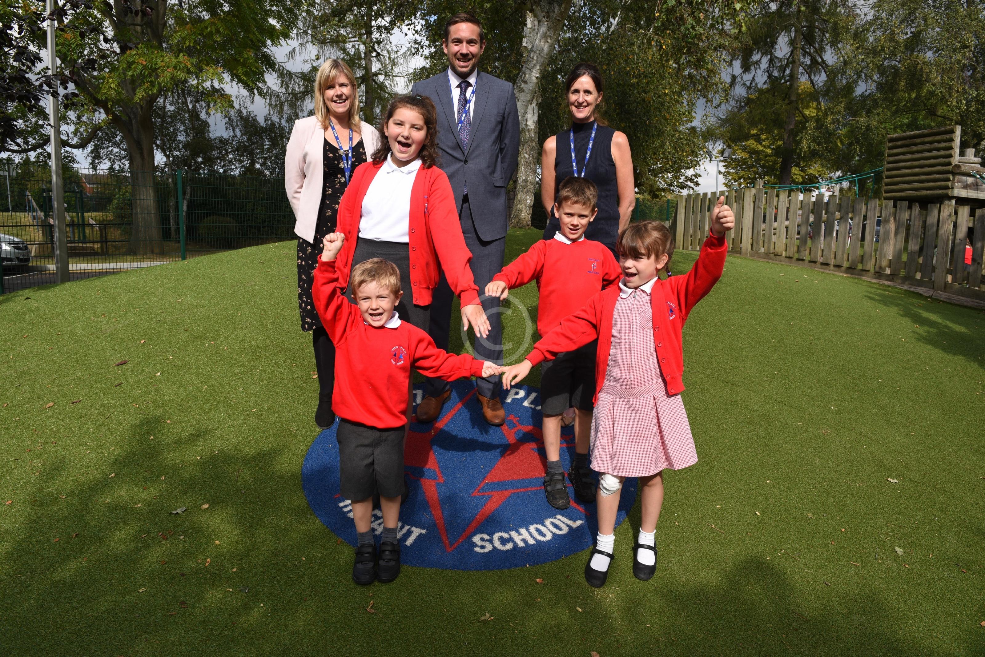 MAIDENHEAD 131826 - Photo 1 of 5 - Baylis Media Photos