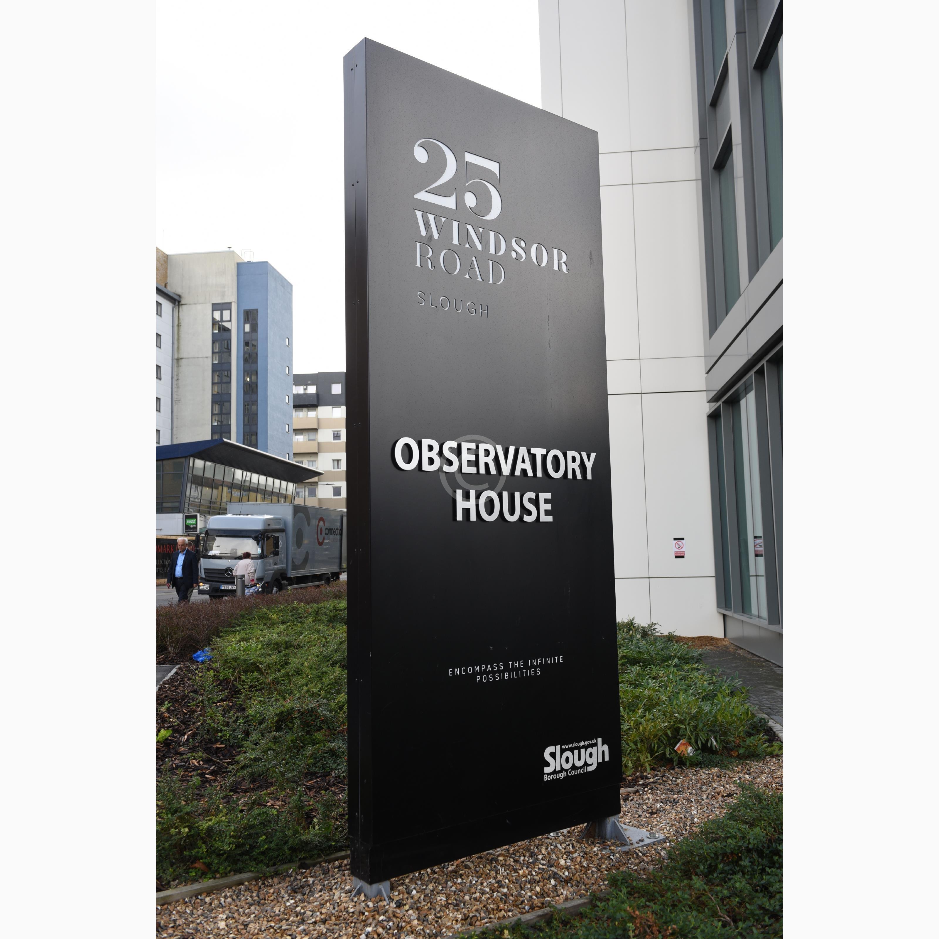 SLOUGH 131895 - Photo 1 of 17 - Baylis Media Photos