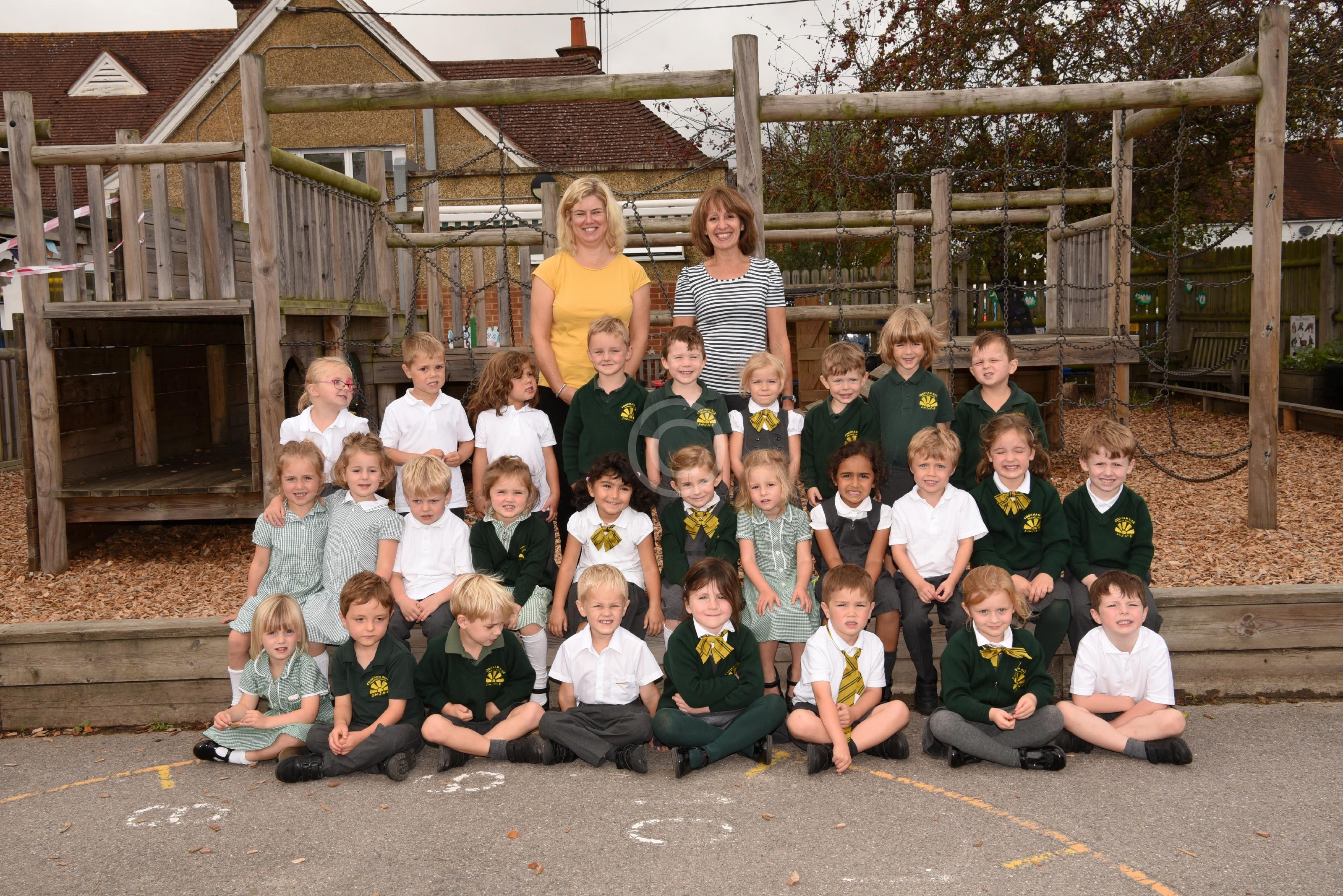 FIRST CLASS 131913 - Photo 2 of 3 - Baylis Media Photos