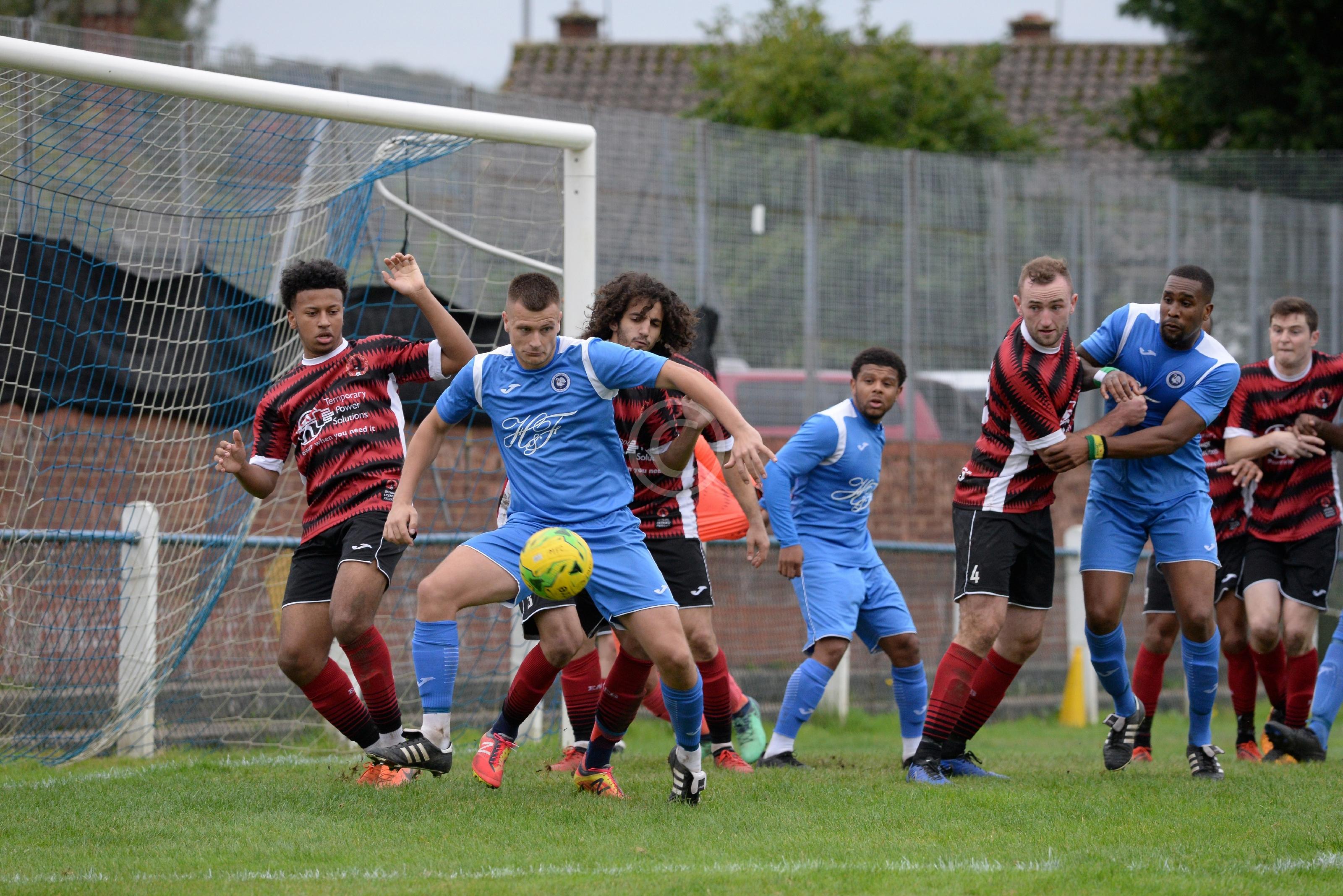 FOOTBALL 131976 - Photo 1 of 17 - Baylis Media Photos