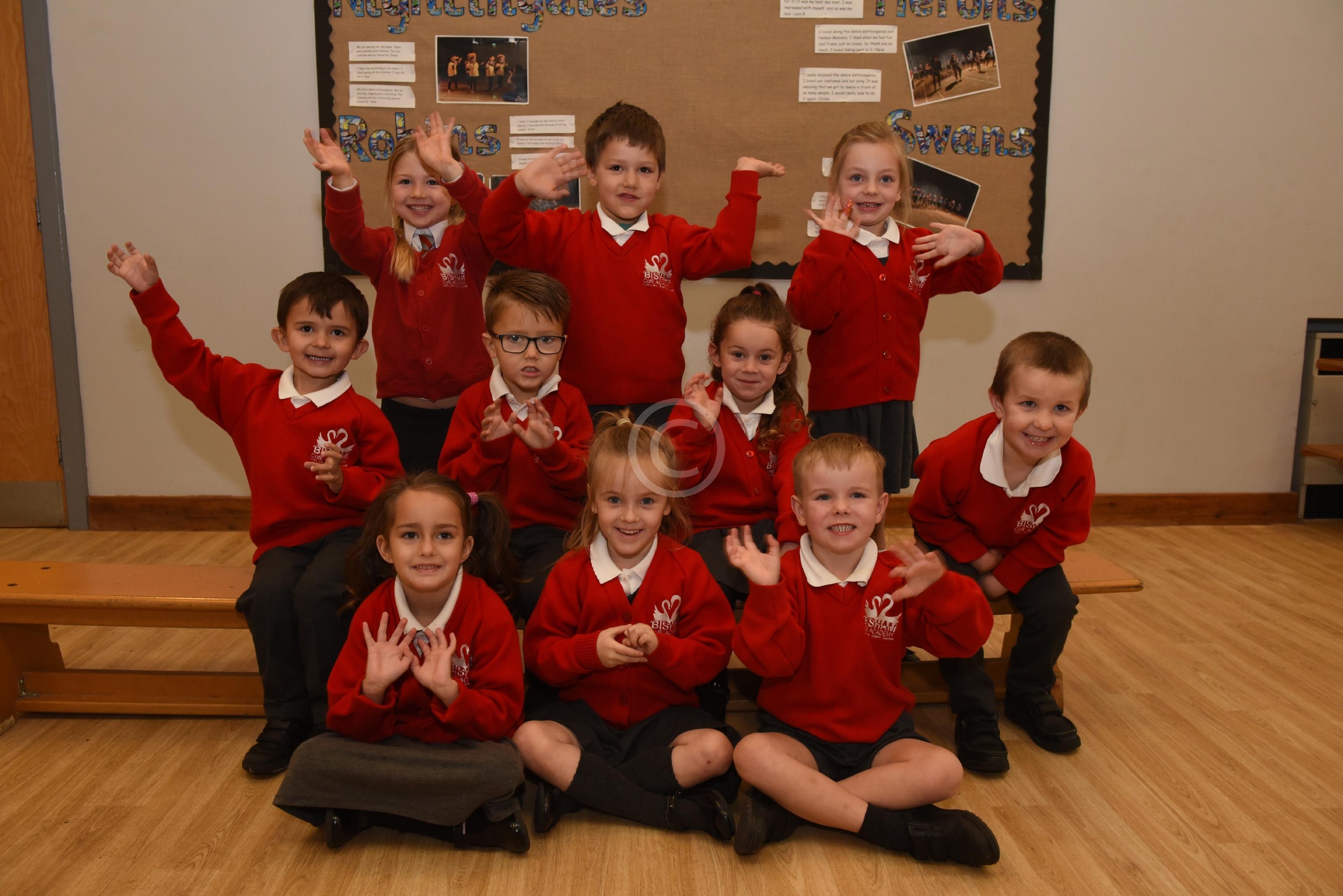 FIRST CLASS 131982 - Photo 1 of 5 - Baylis Media Photos