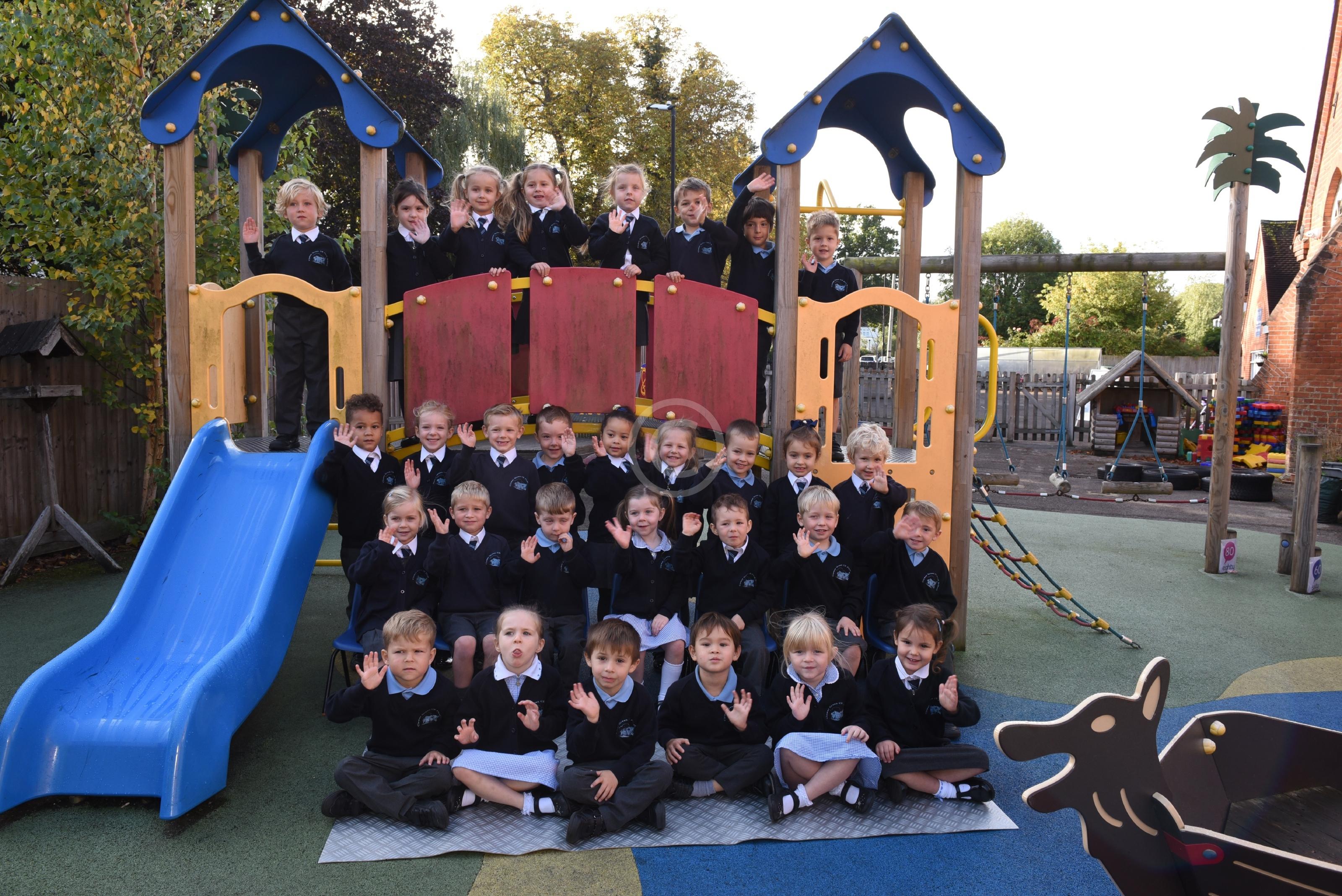 FIRST CLASS 132001 - Photo 1 of 9 - Baylis Media Photos