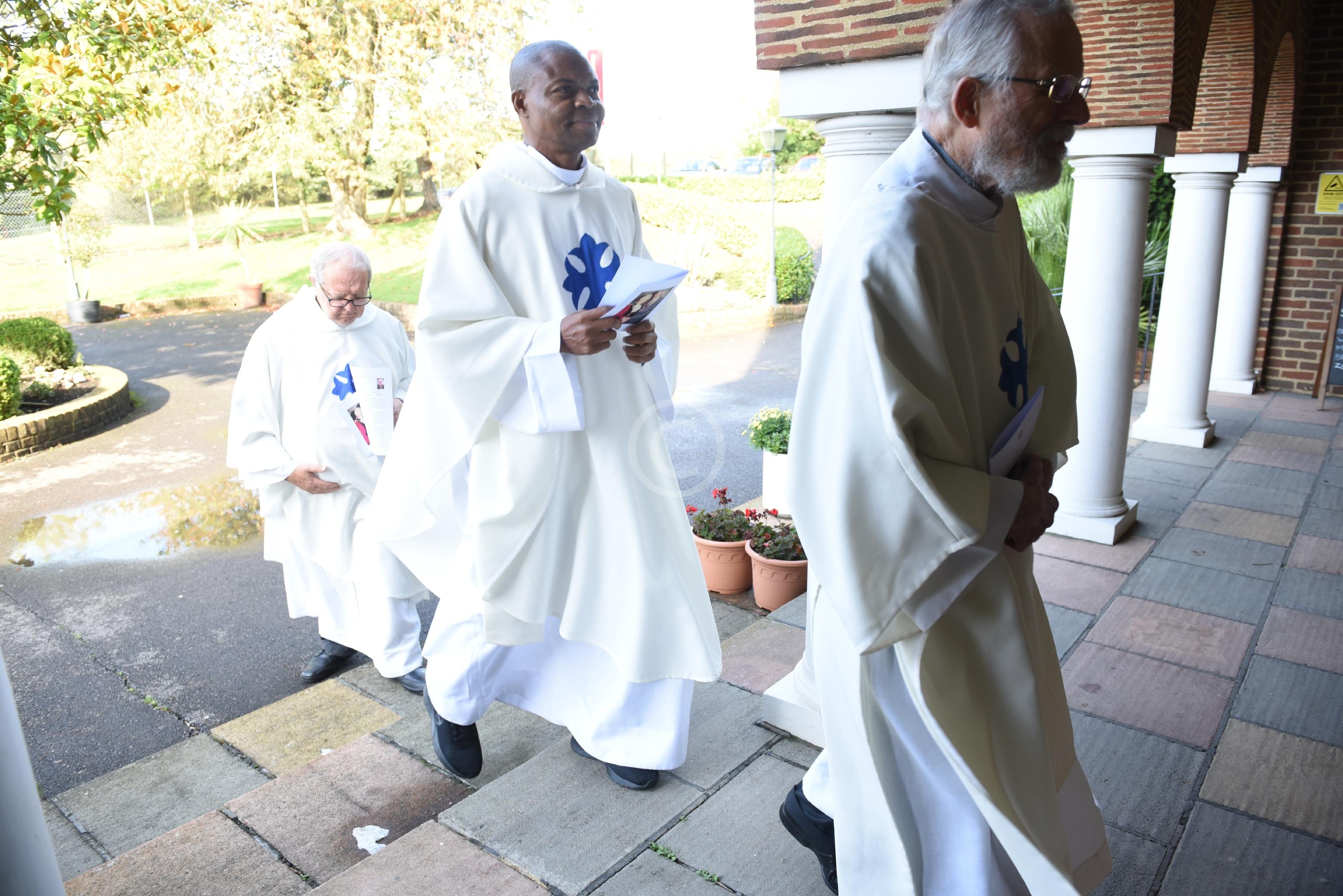 SLOUGH 132040 - Photo 1 of 17 - Baylis Media Photos