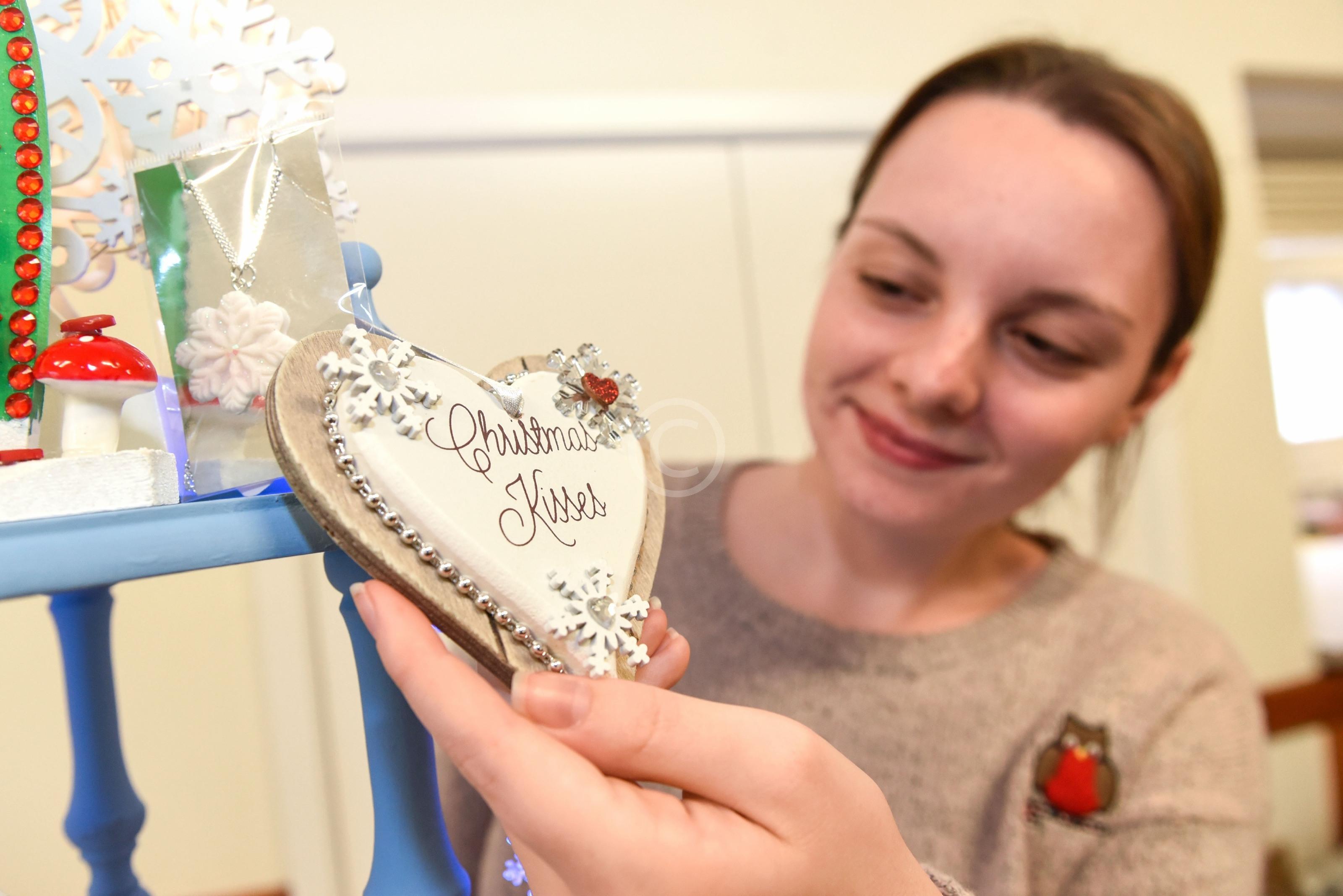 FIFIELD 132105 - Photo 1 of 6 - Baylis Media Photos