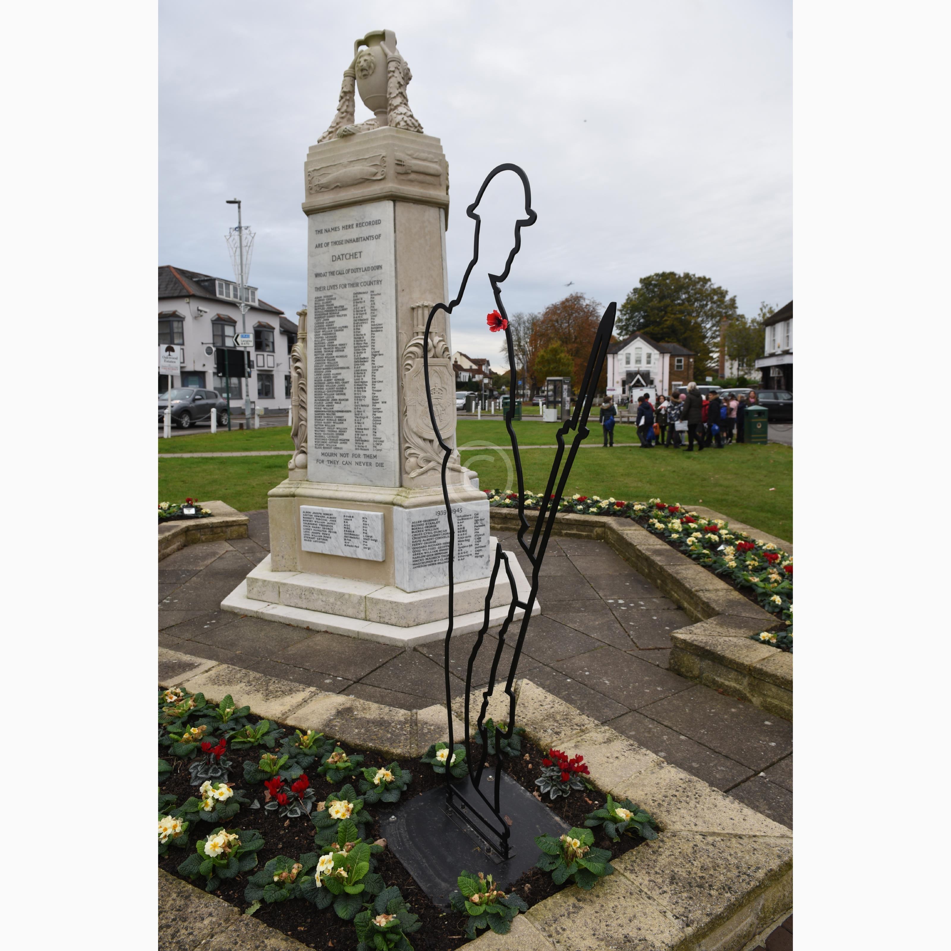 DATCHET 132125 - Photo 1 of 14 - Baylis Media Photos