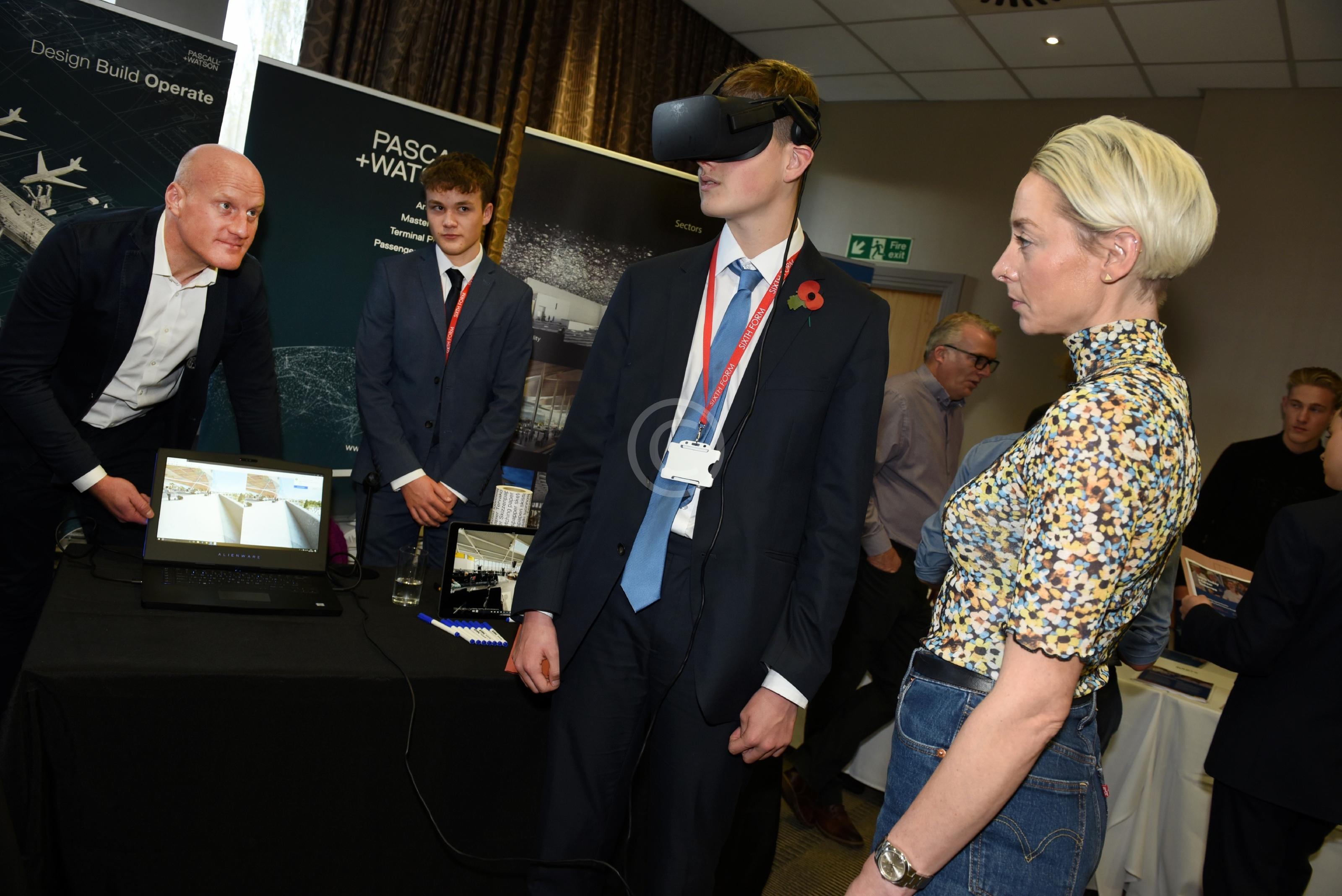 MAIDENHEAD 132132 - Photo 2 of 12 - Baylis Media Photos