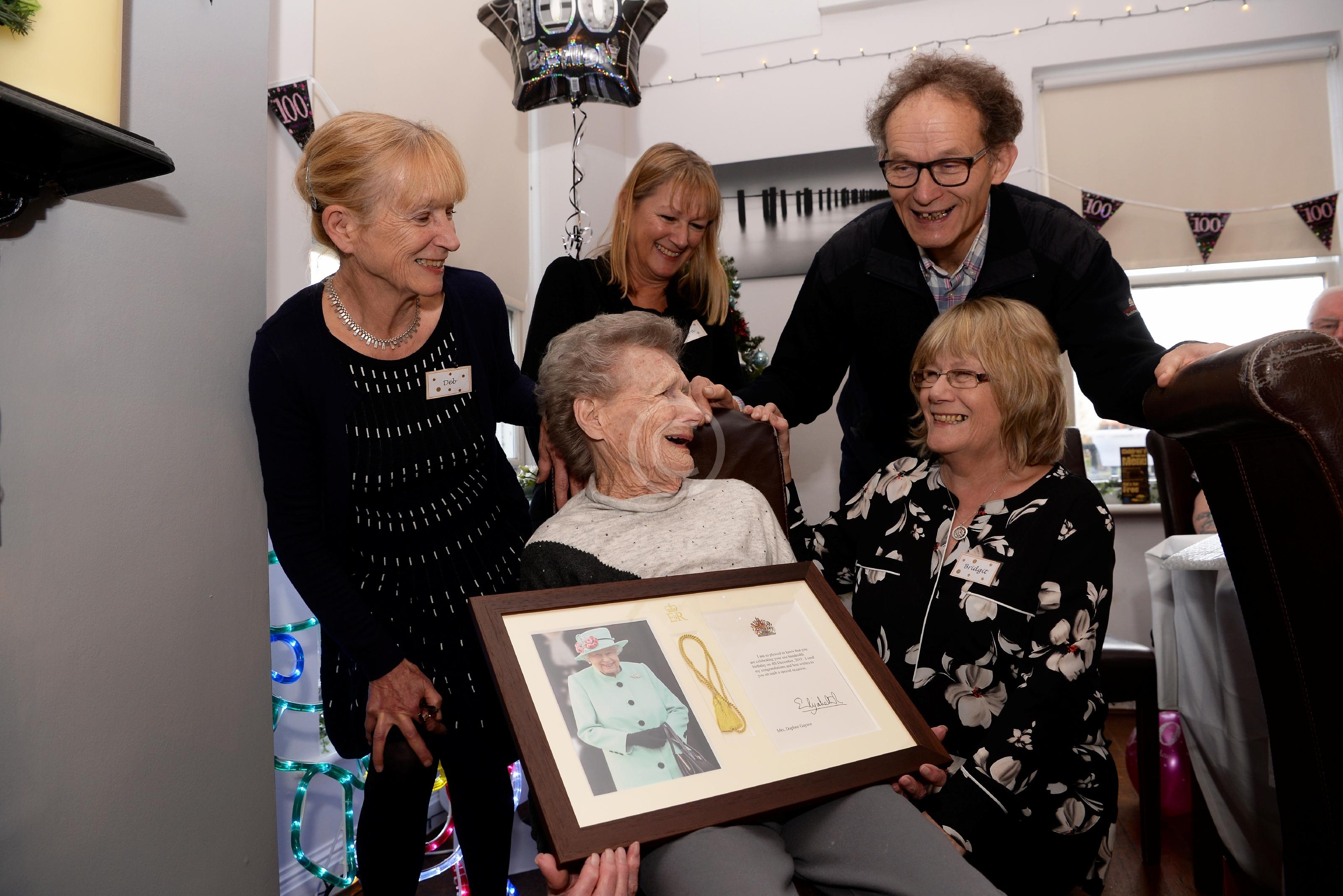 MAIDENHEAD 132219 - Photo 1 of 5 - Baylis Media Photos