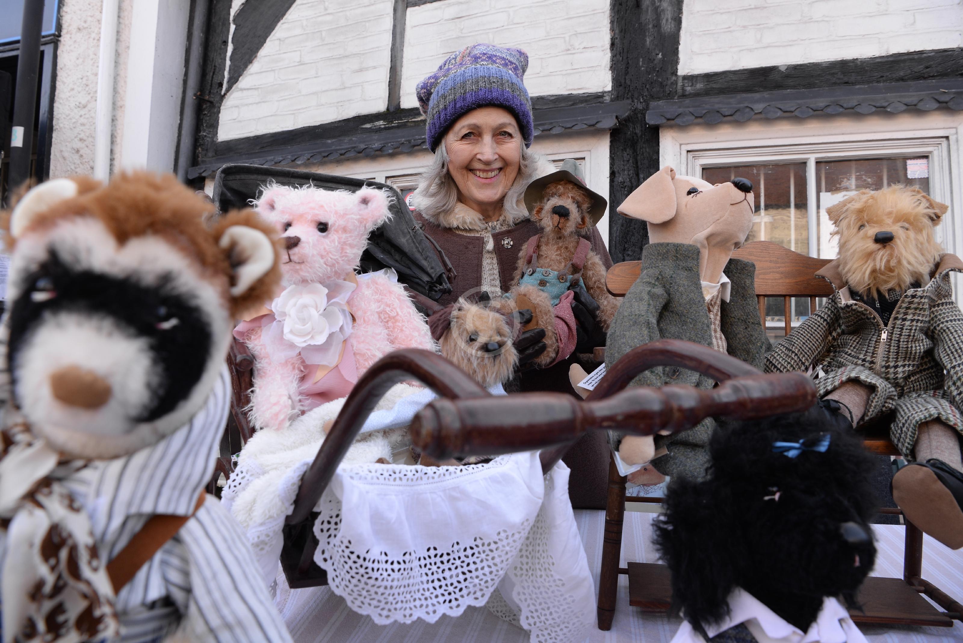 COOKHAM 132224 - Photo 1 of 12 - Baylis Media Photos