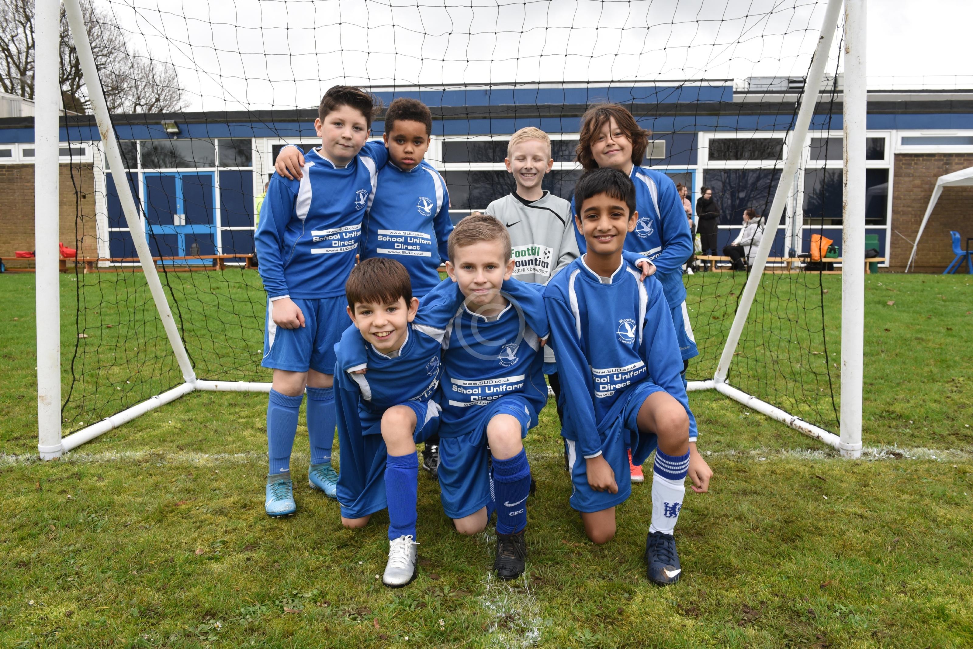 DATCHET 132411 - Photo 1 of 47 - Baylis Media Photos