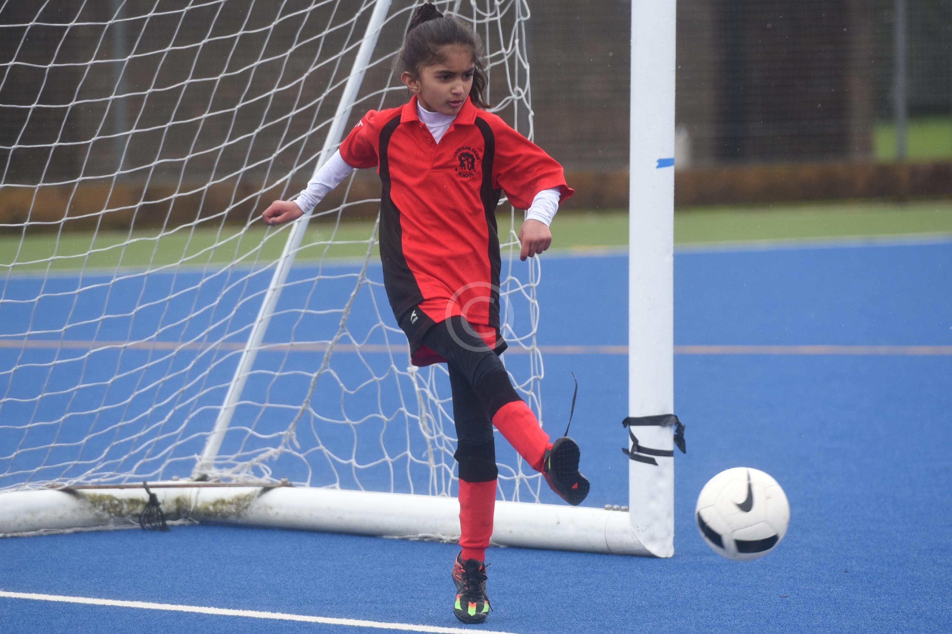 MAIDENHEAD 132565 - Photo 1 of 37 - Baylis Media Photos