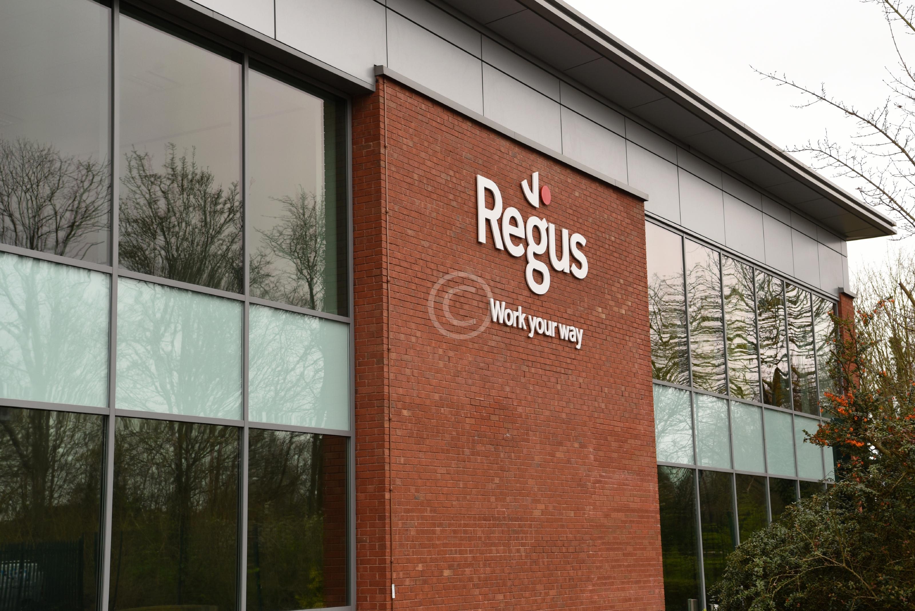 MAIDENHEAD 132612 - Photo 1 of 7 - Baylis Media Photos