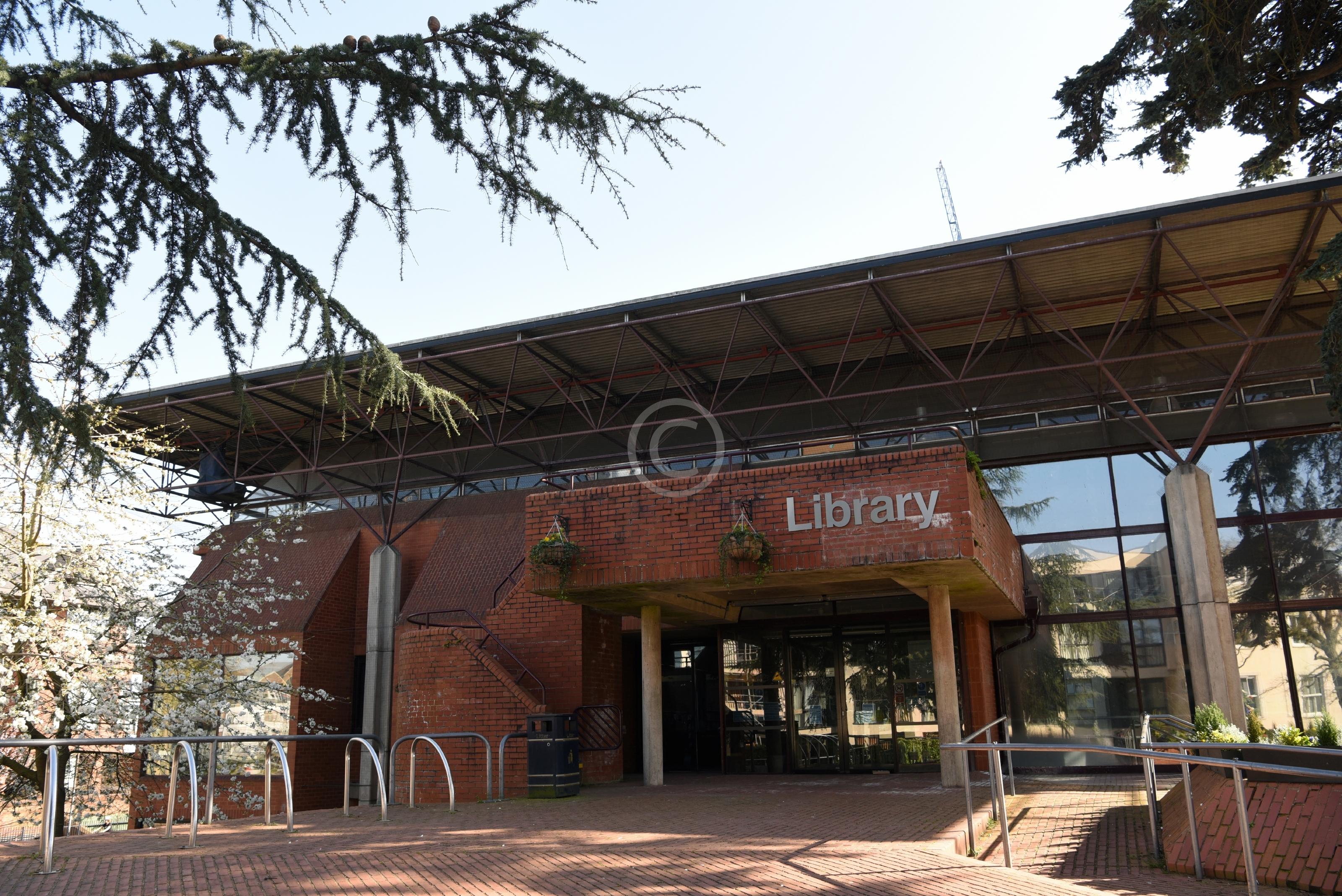 MAIDENHEAD 132640 - Photo 1 of 3 - Baylis Media Photos