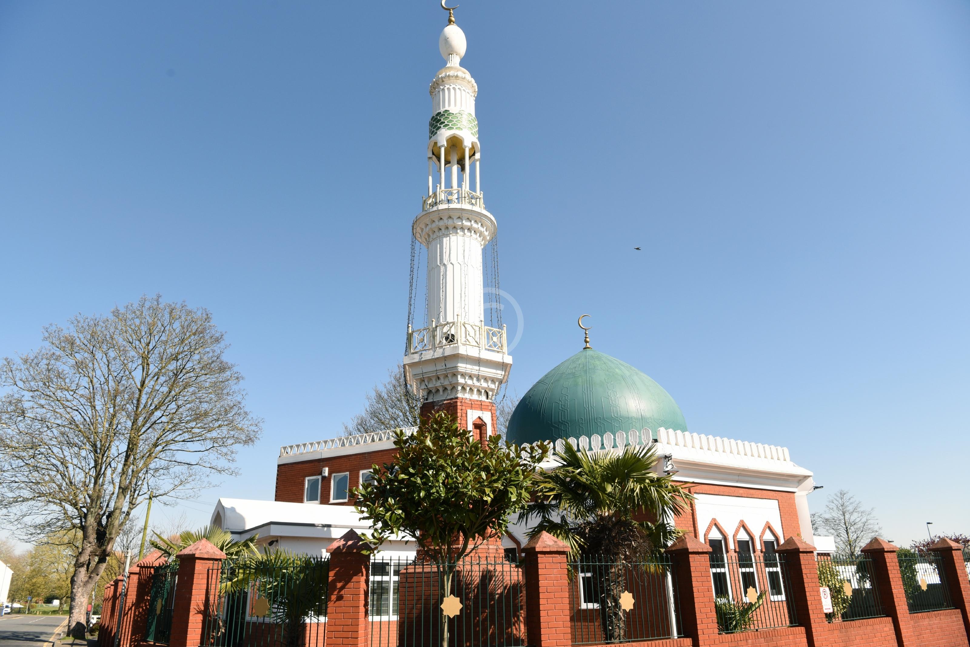 MAIDENHEAD 132643 - Photo 1 of 4 - Baylis Media Photos