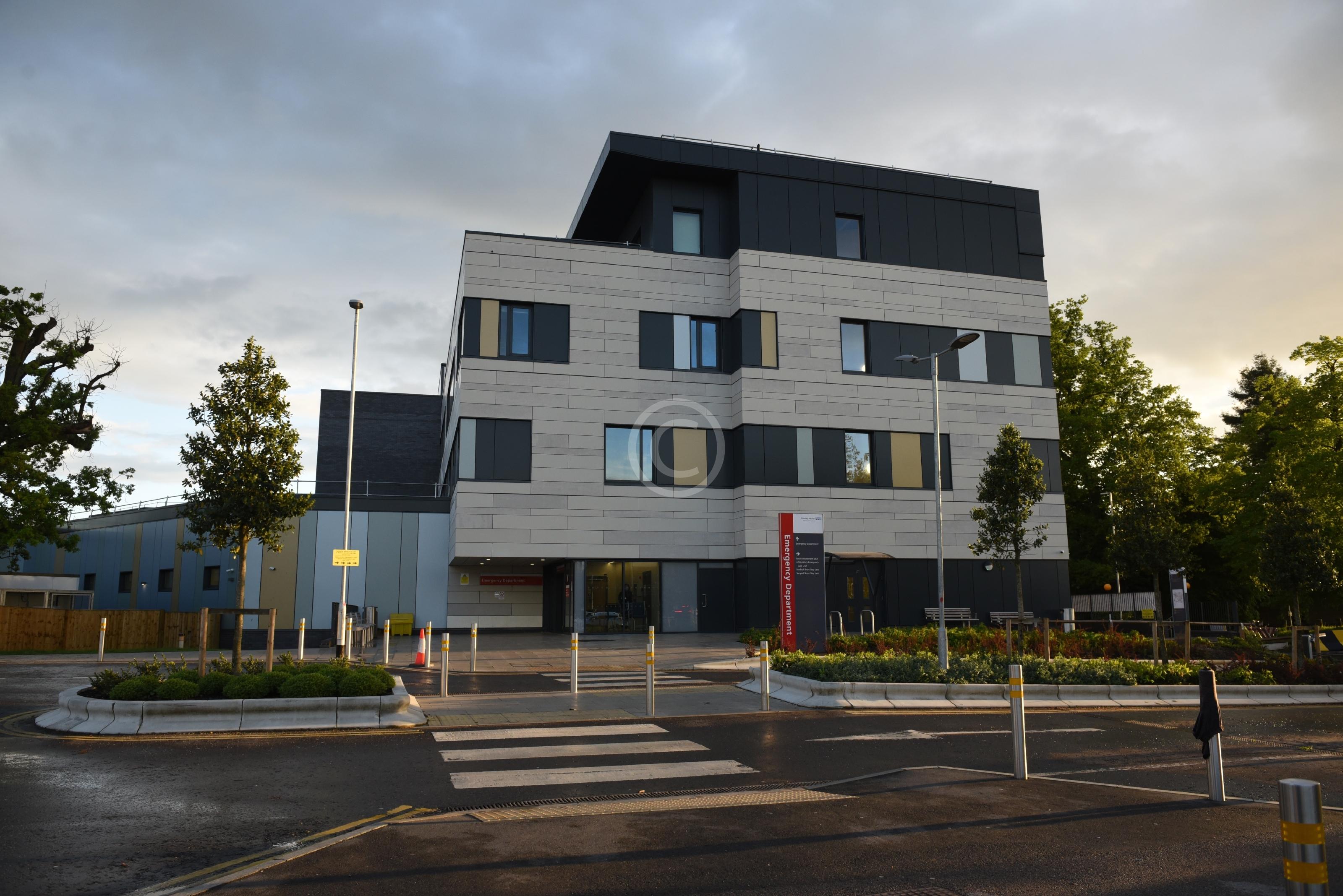 SLOUGH 132714 - Photo 1 of 22 - Baylis Media Photos