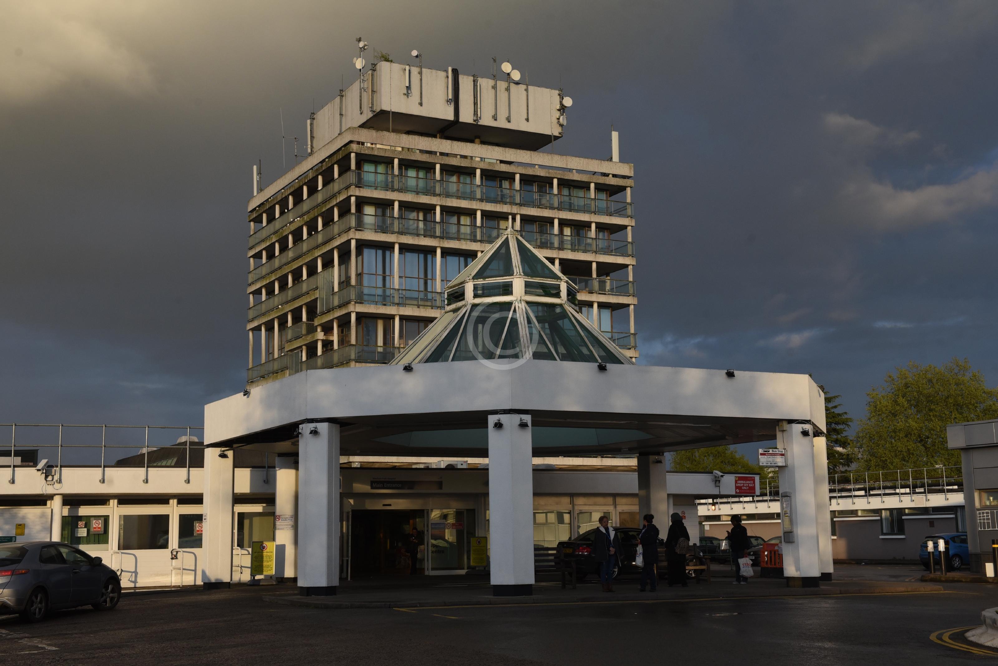 SLOUGH 132714 - Photo 1 of 22 - Baylis Media Photos