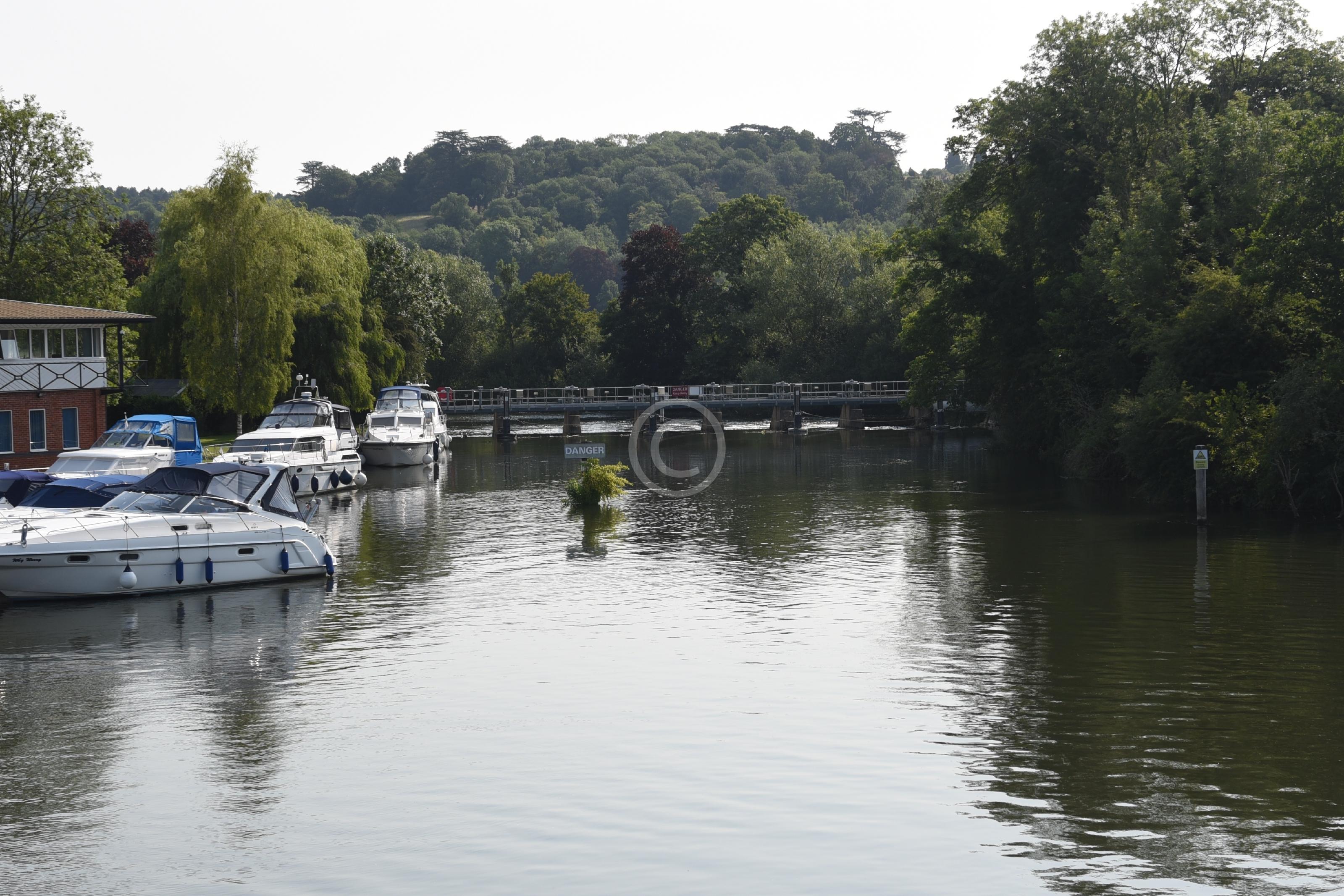 COOKHAM 132795 - Photo 1 of 15 - Baylis Media Photos