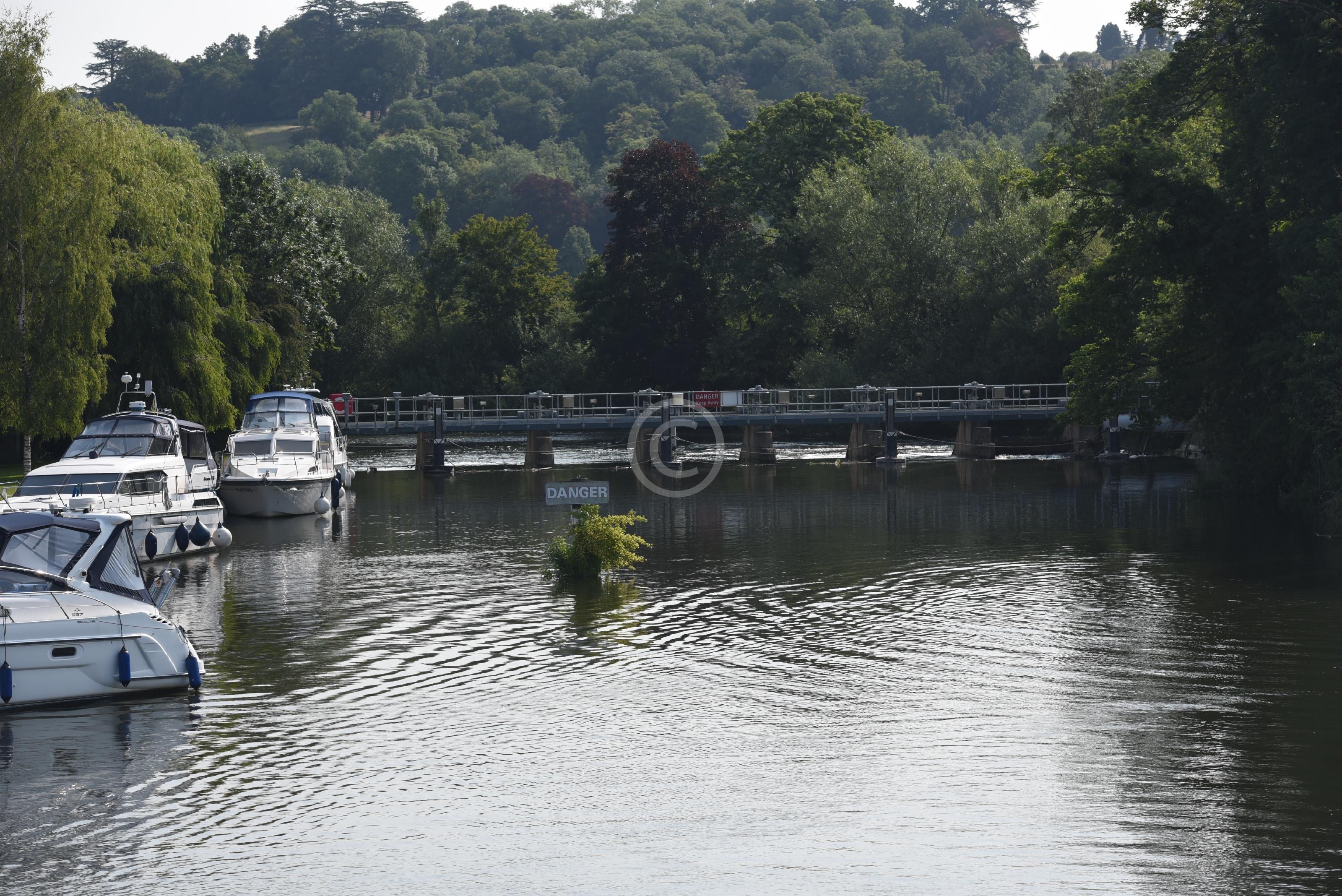 COOKHAM 132795 - Photo 1 of 15 - Baylis Media Photos