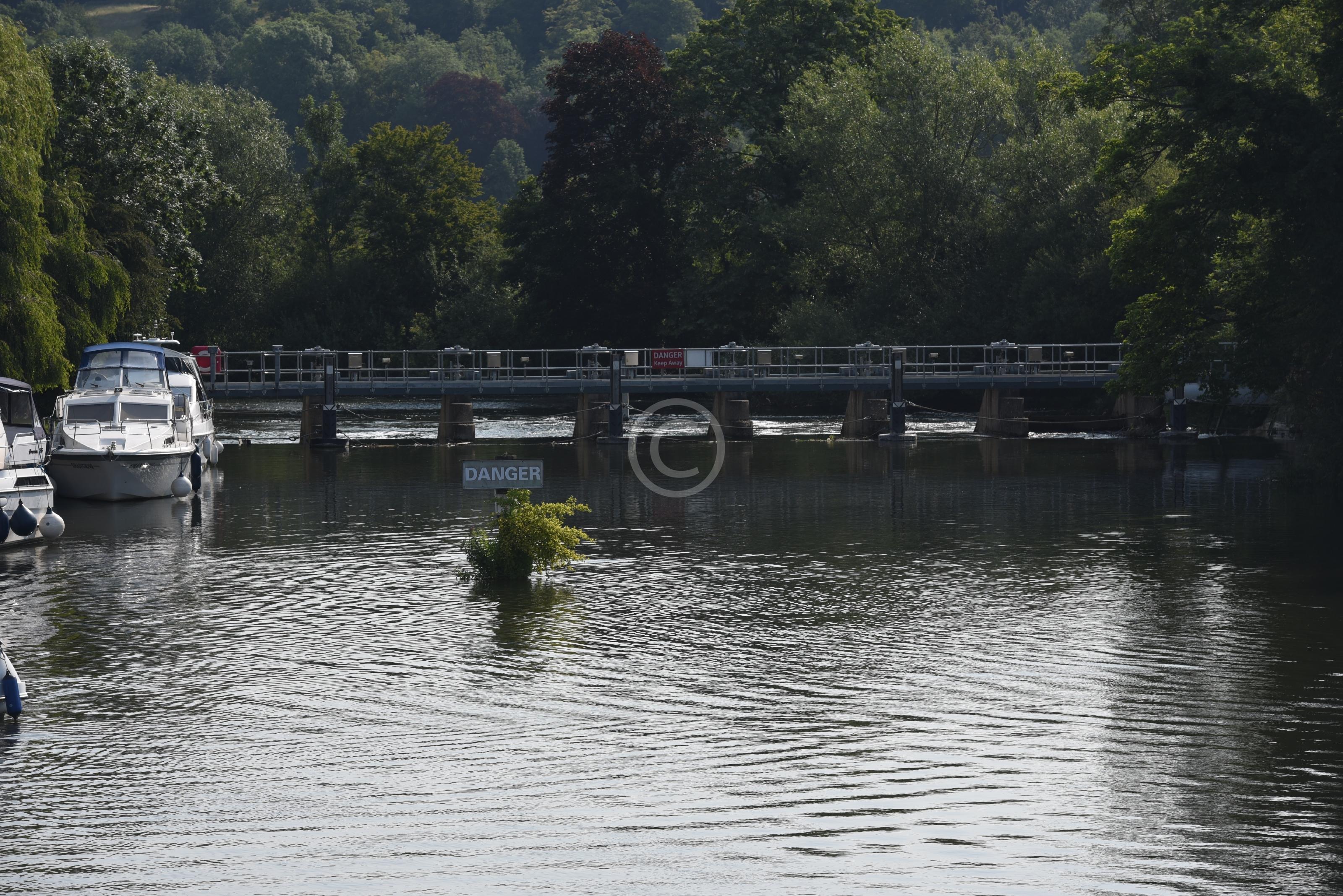 COOKHAM 132795 - Photo 1 of 15 - Baylis Media Photos