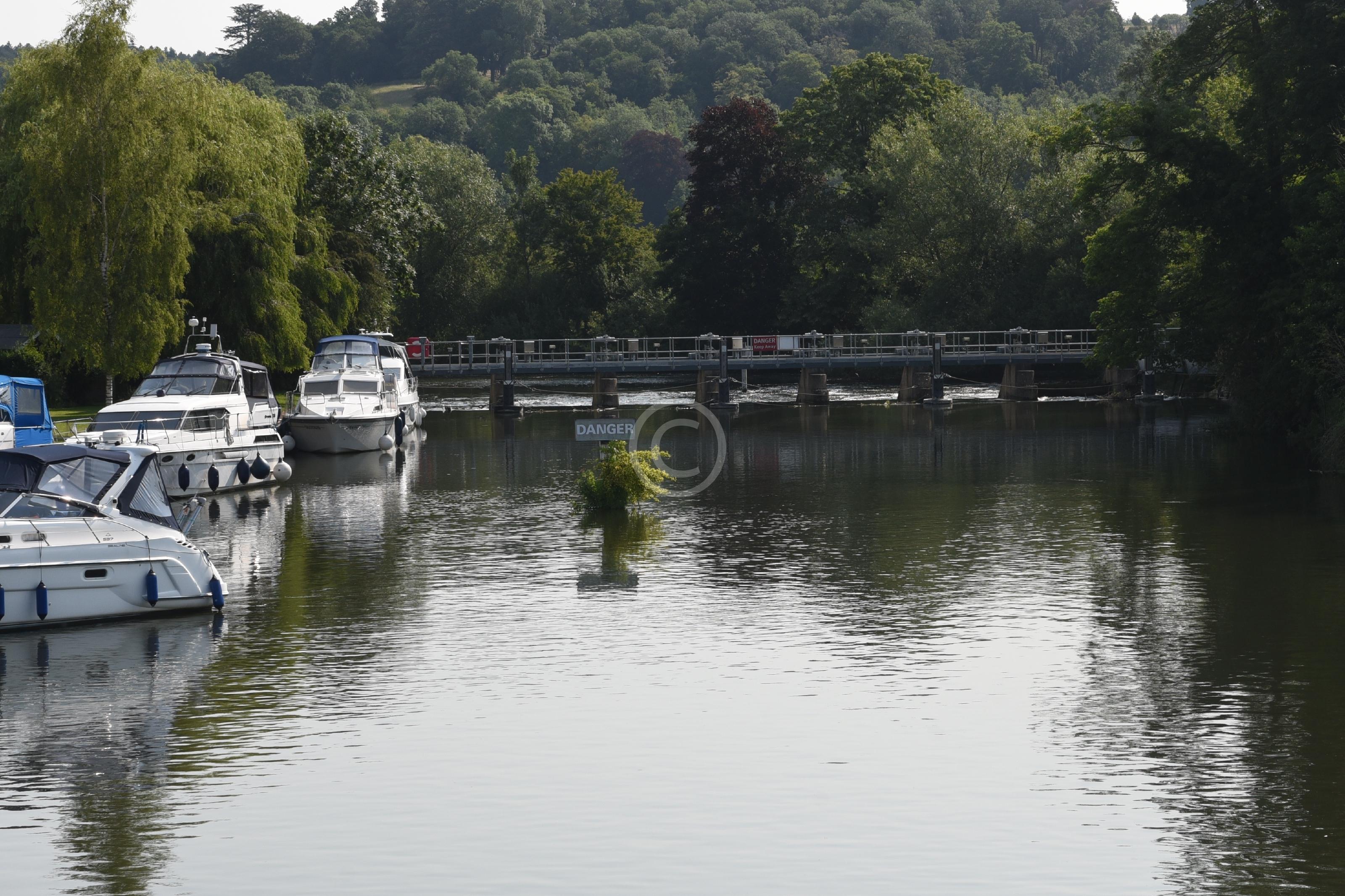 COOKHAM 132795 - Photo 1 of 15 - Baylis Media Photos