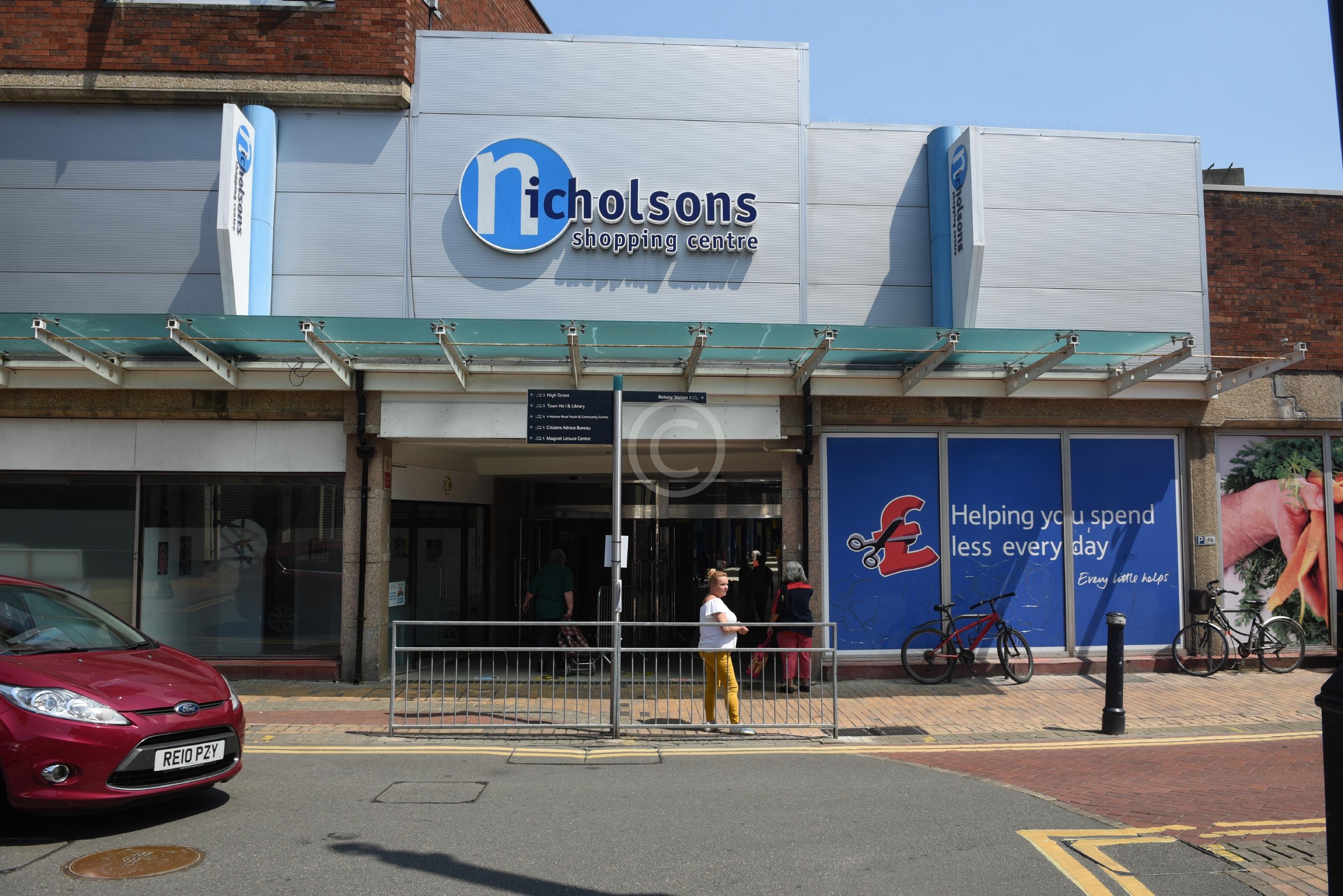 MAIDENHEAD 132798 - Photo 1 of 11 - Baylis Media Photos